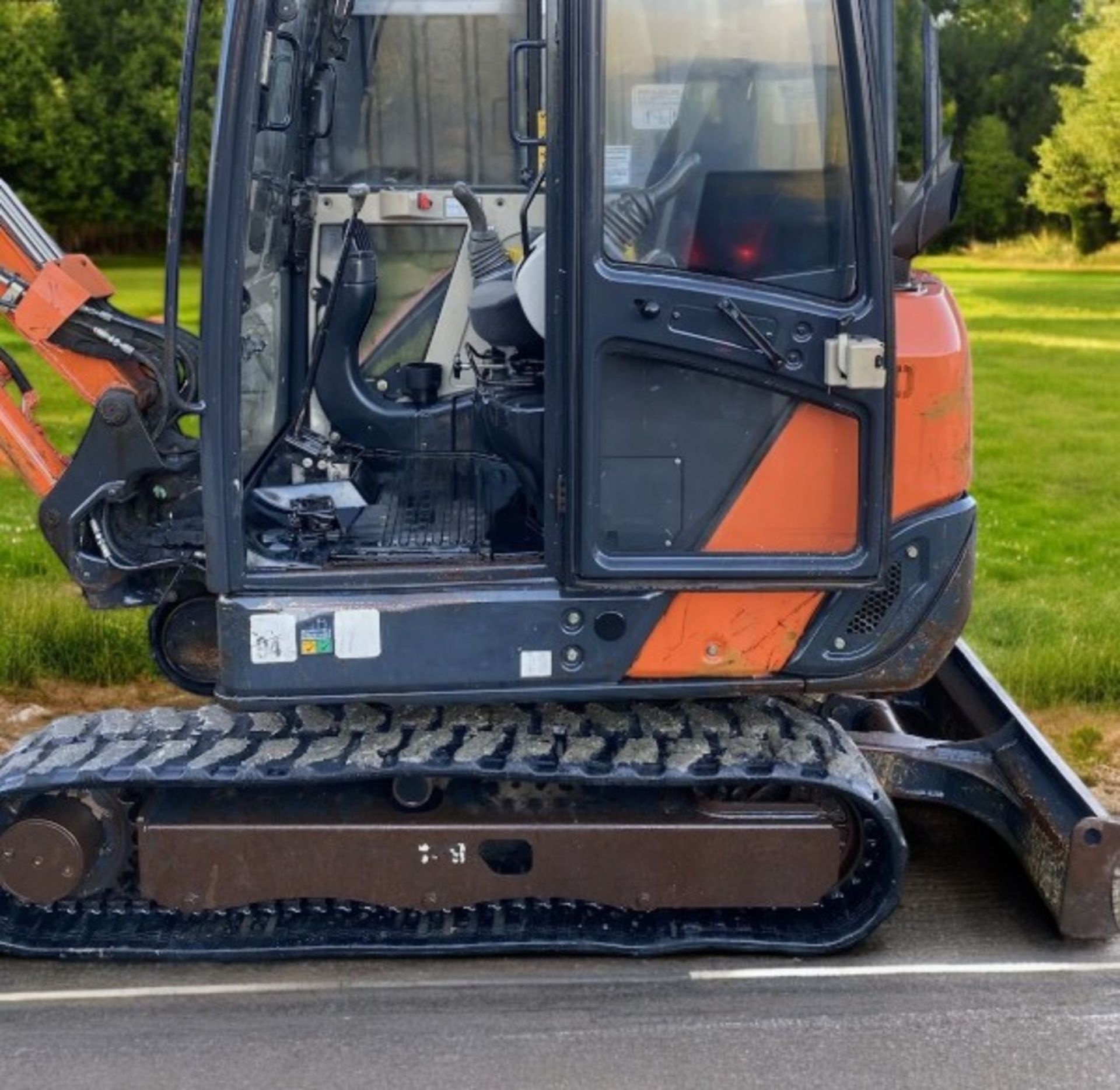 2013 Hitachi Zaxis ZX27-3 CLR Mini Digger Excavator Machine Details ...