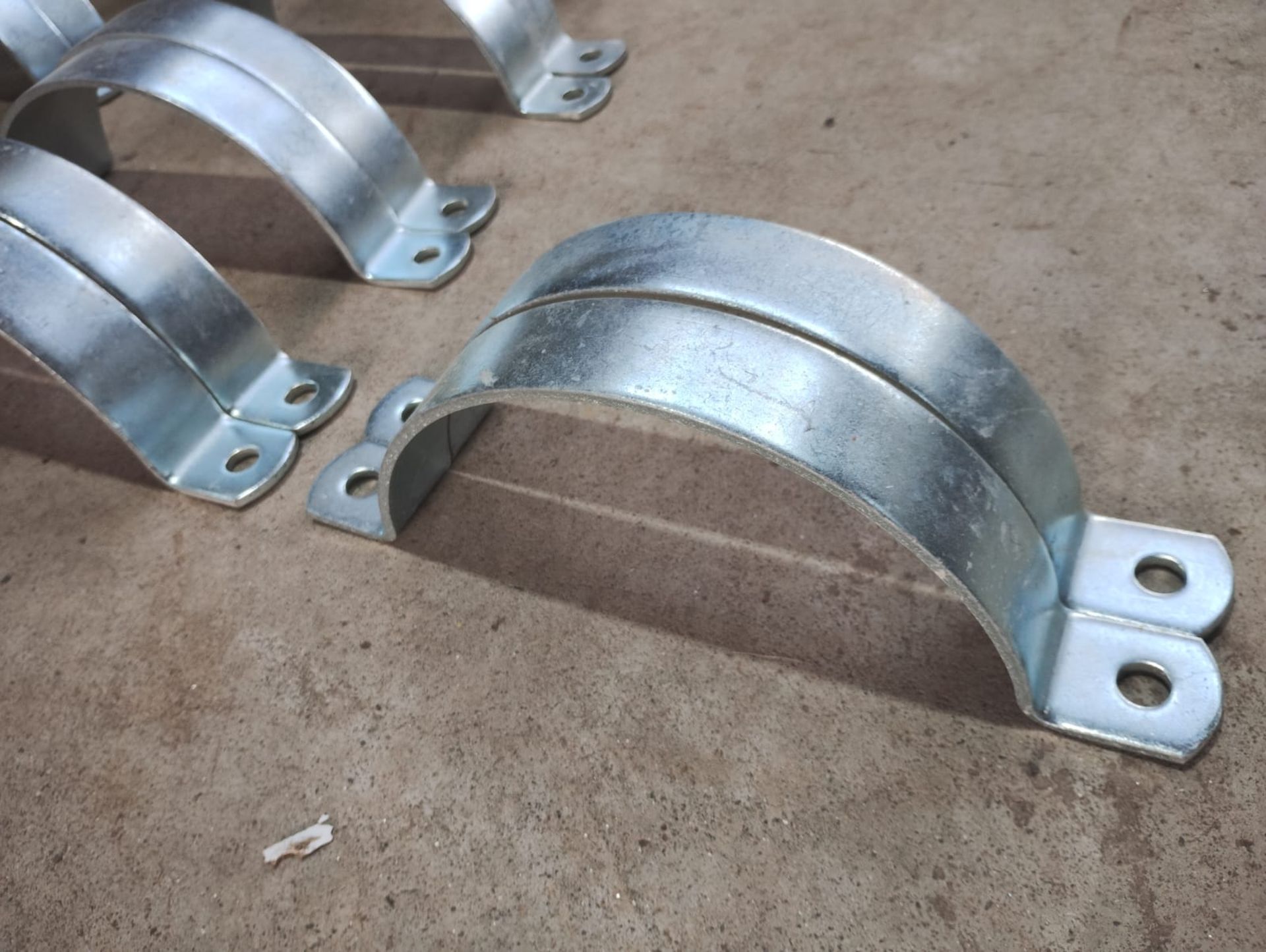 210mm Heavy Duty pipe Clamps-Galv Steel - 5mm thick - Joblot of 11 ...