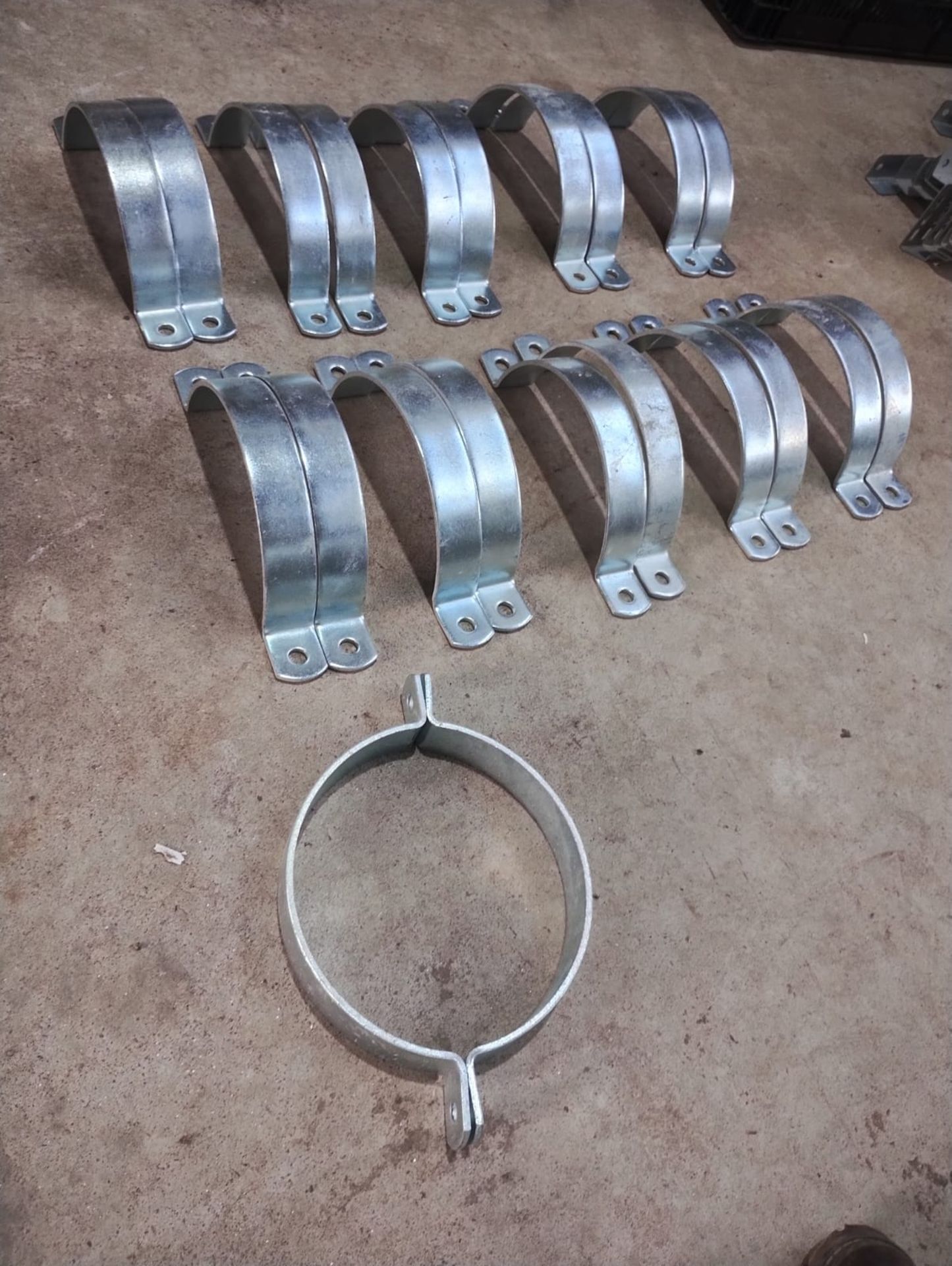 210mm Heavy Duty pipe Clamps-Galv Steel - 5mm thick - Joblot of 11 ...