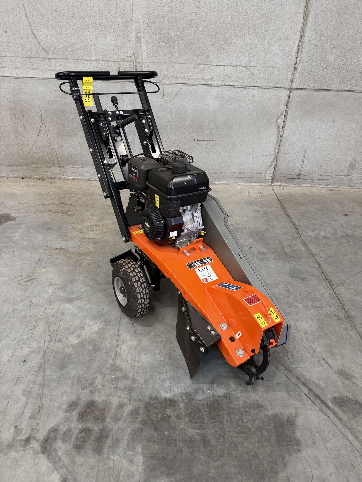 JBM 1466BT mobile stump grinder Serial Number: 146614021