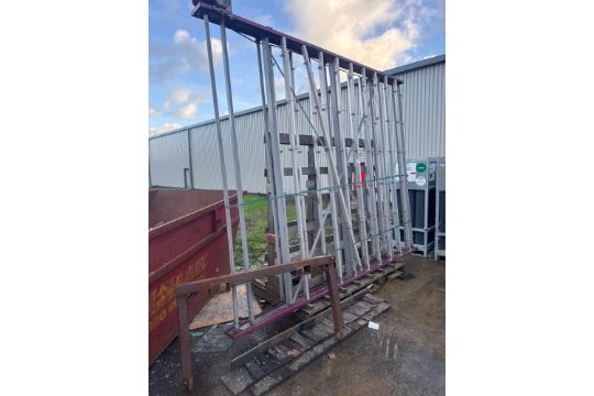 Lisec FR4003 Freestanding glass rack (2000)Serial Number: 550002183Year ...