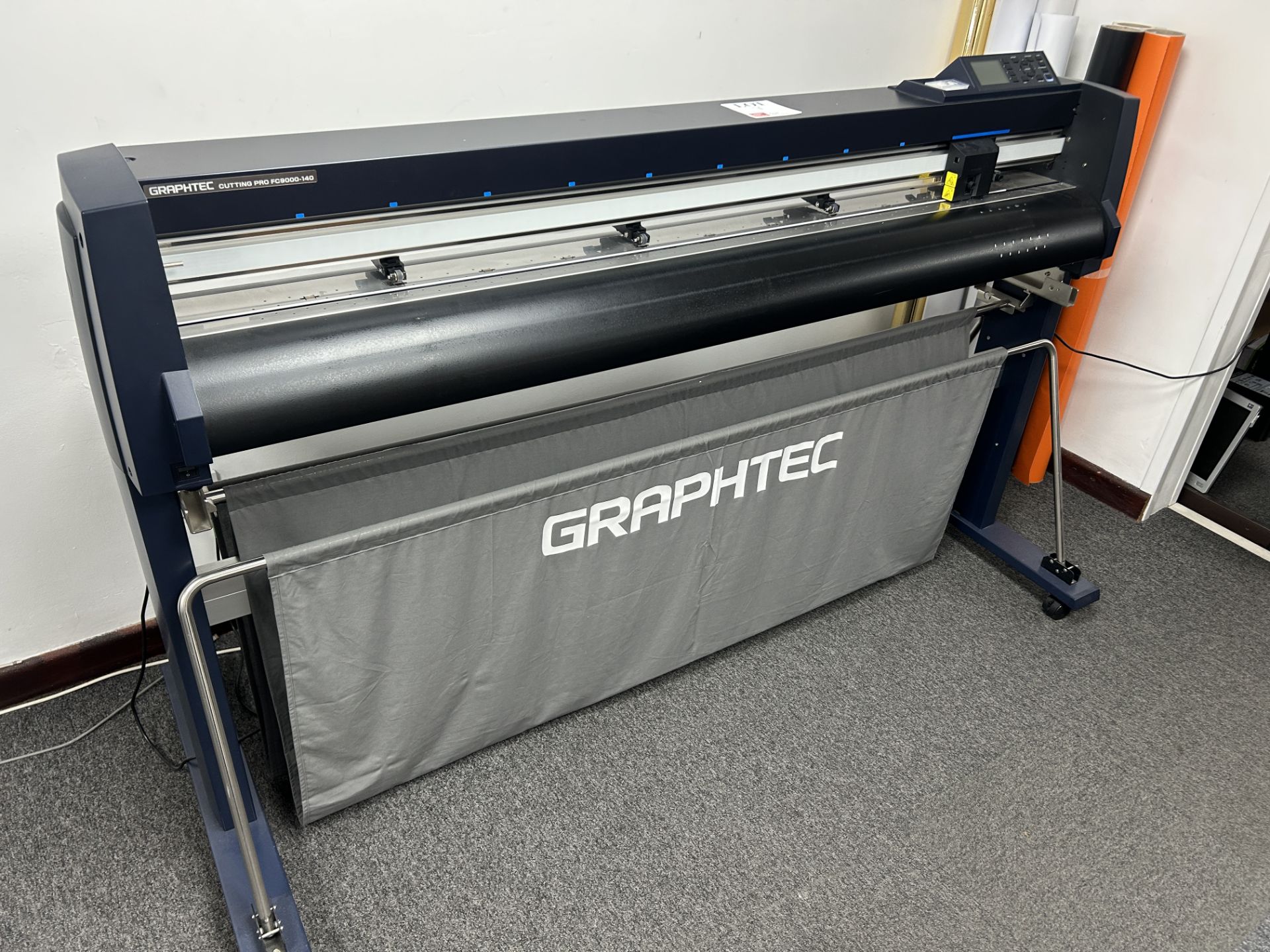 Graphtec Cutting Pro FC9000-140 cutting plotter Serial Number ...