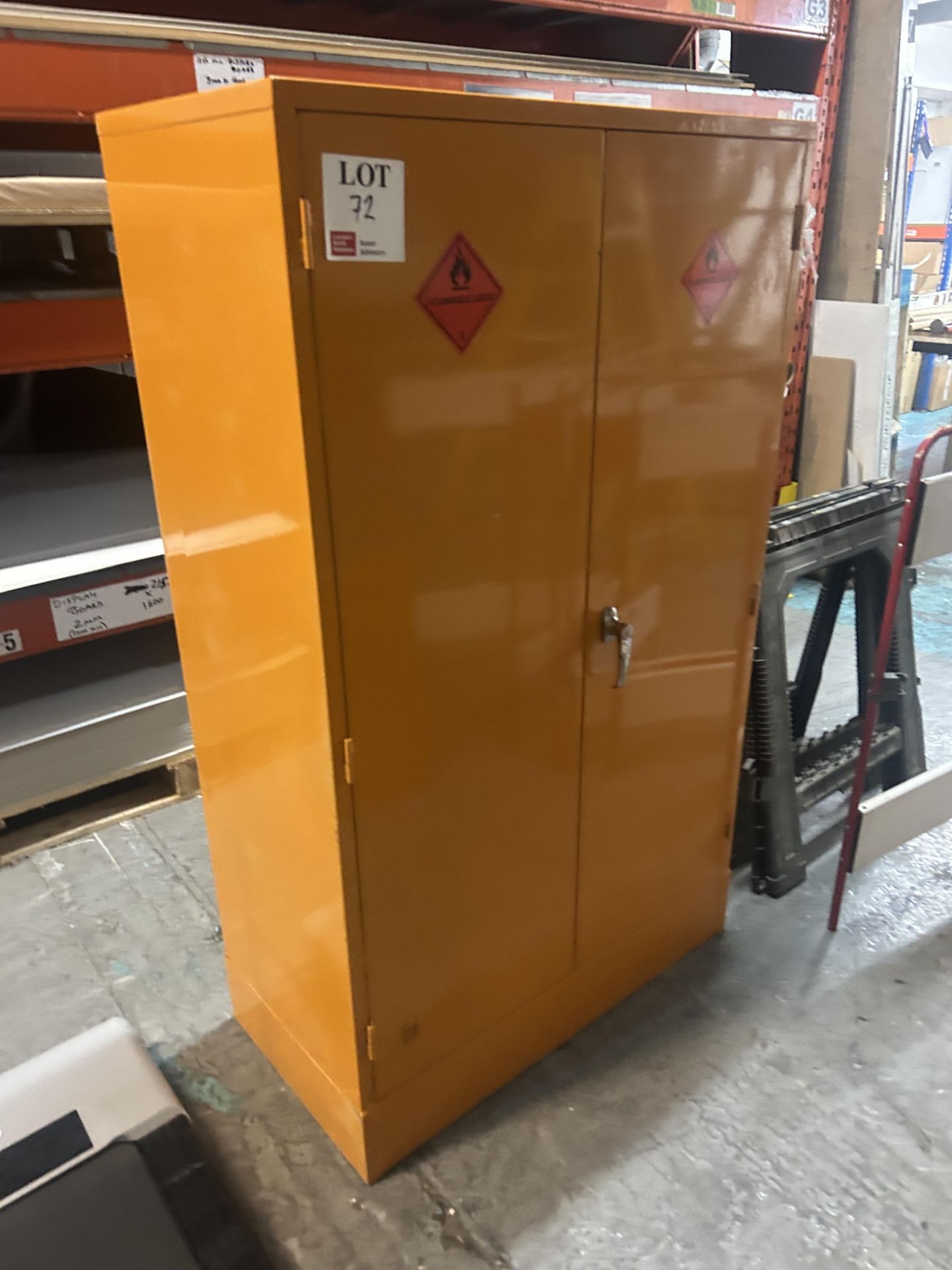 flammable liquid store Additional Information:920mm x 460mm x 1530mm