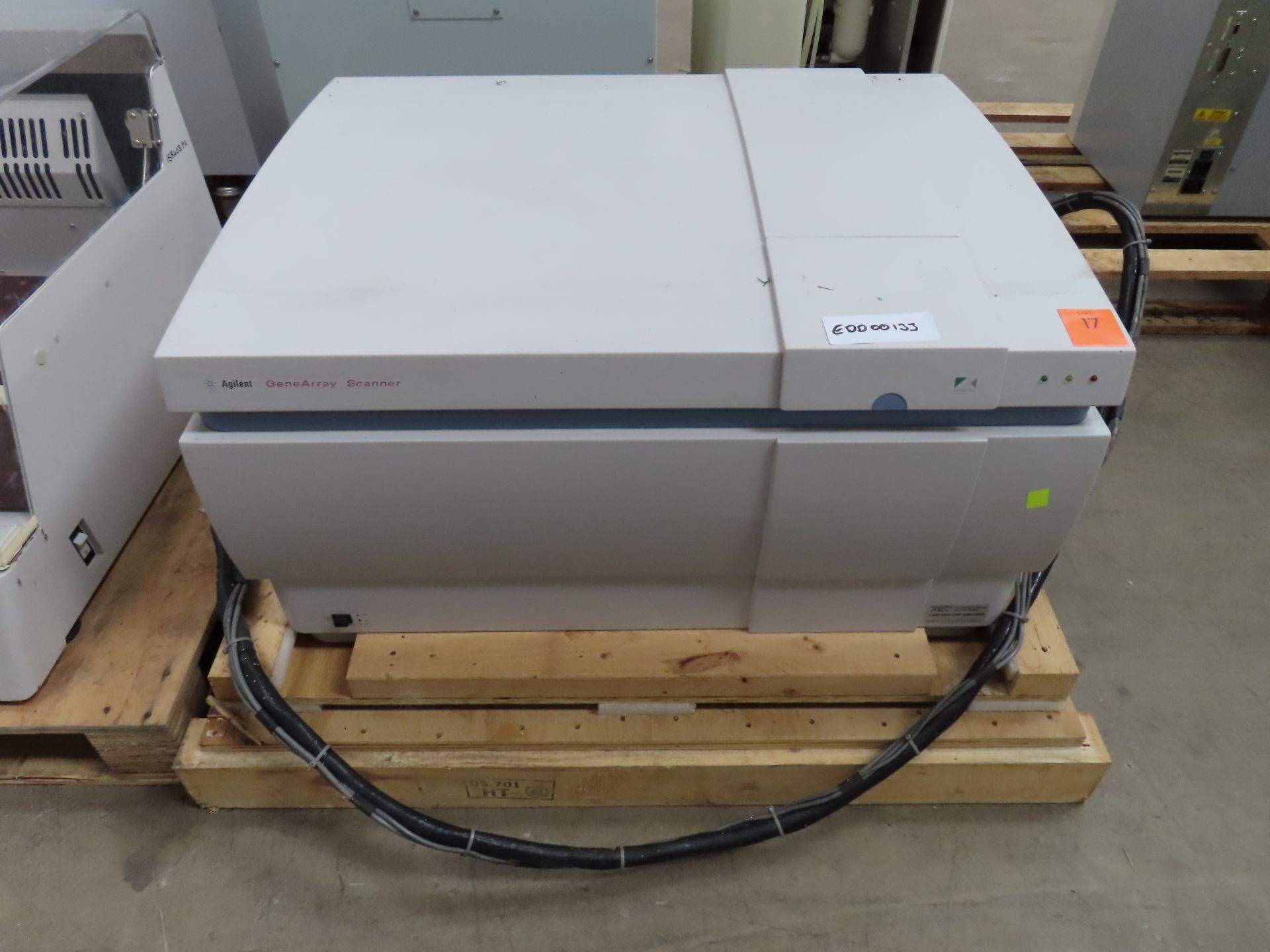 Agilent GeneArray Scanner. Please note there is a £10 plus VAT Lift Out ...
