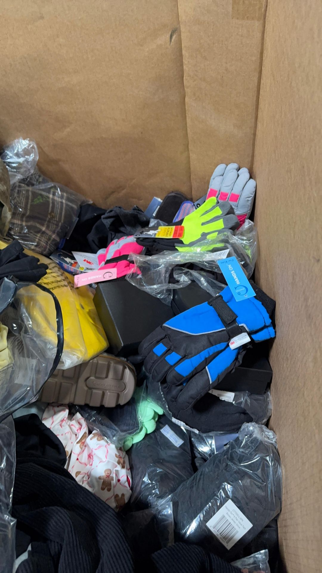 Clothing: 3M insulated, boots, Adidas, no boundaries, quints, David ...