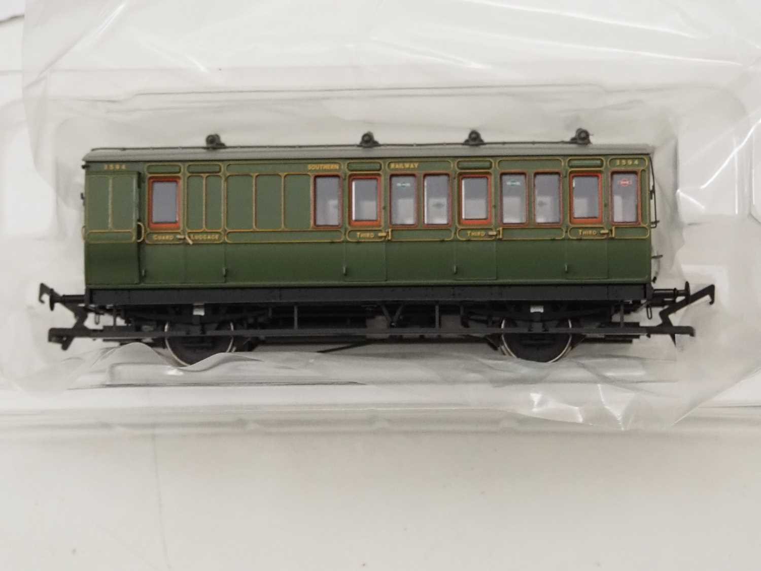 OO gauge Isle of Wight steam train comprising a KERNOW Adams 02 steam ...