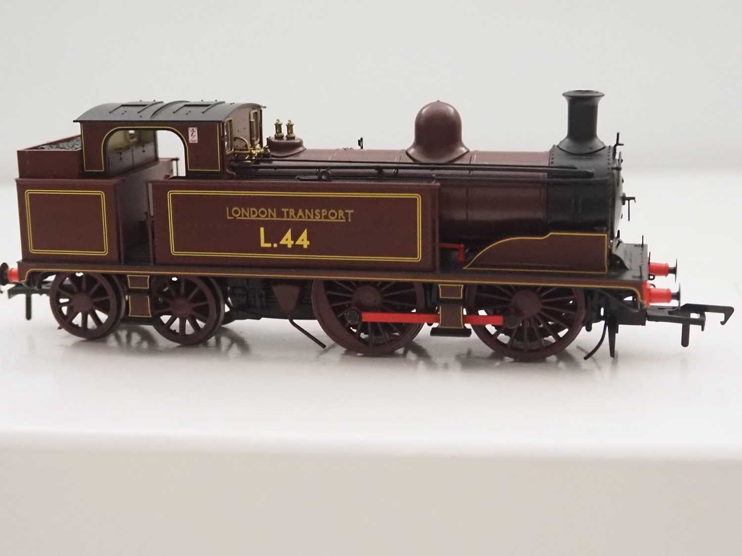RAPIDO - A OO gauge 909001 Metropolitan Railway E class steam tank ...