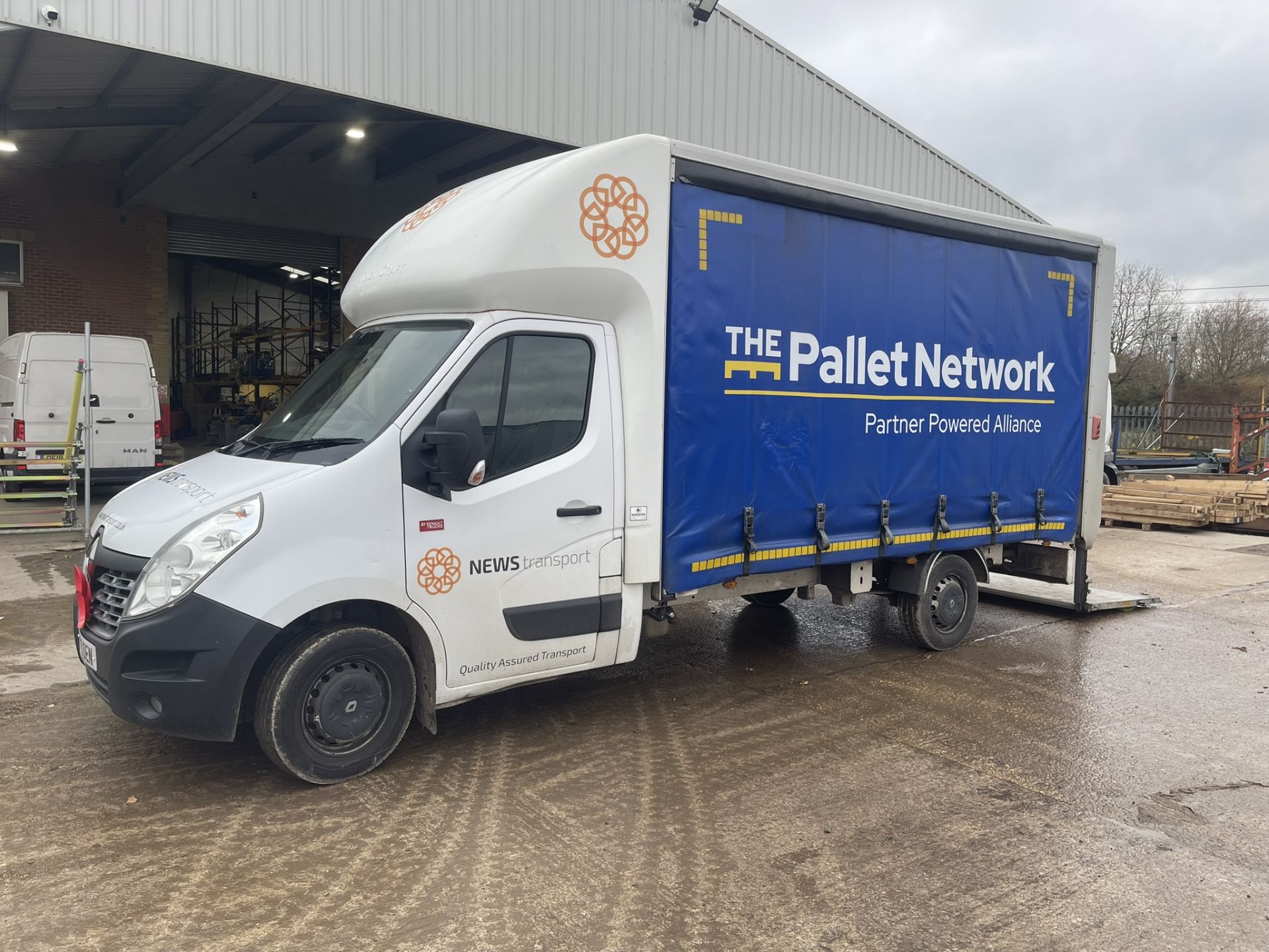 Renault Citiloader 3.5ton Curtainside VanRegistration Number: BG19 ...