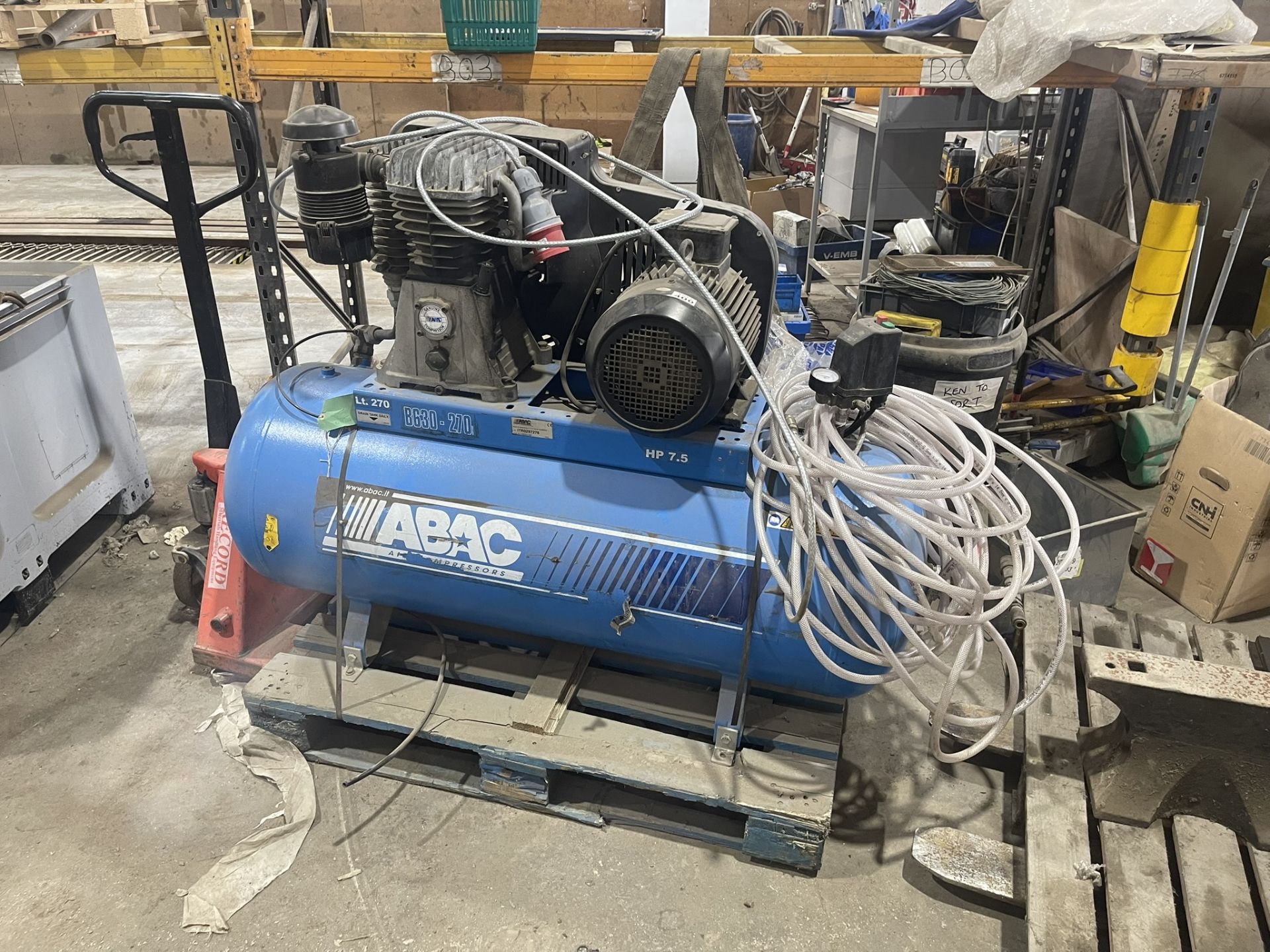 ABAC B630-270 Two Stage Belt Driven Air Compressor 270 litre tank 7.5 ...