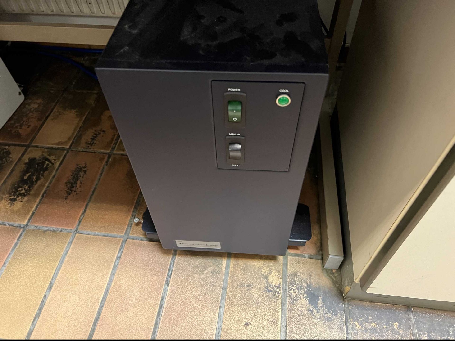 TA Instruments TMA-450 thermomechanical analyser - Discovery with TA ...