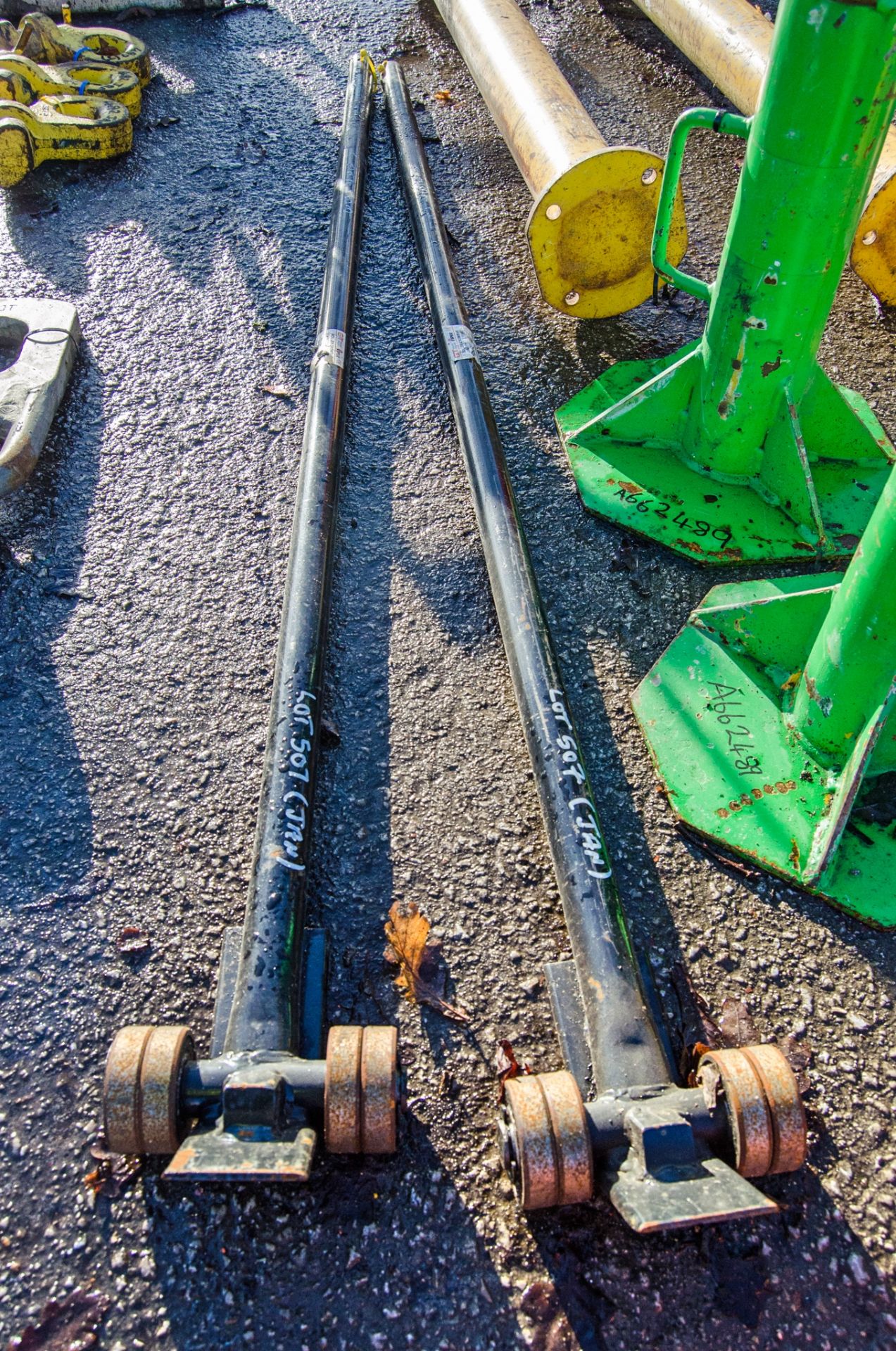 Pair of machinery moving bars A1334783, A1337484