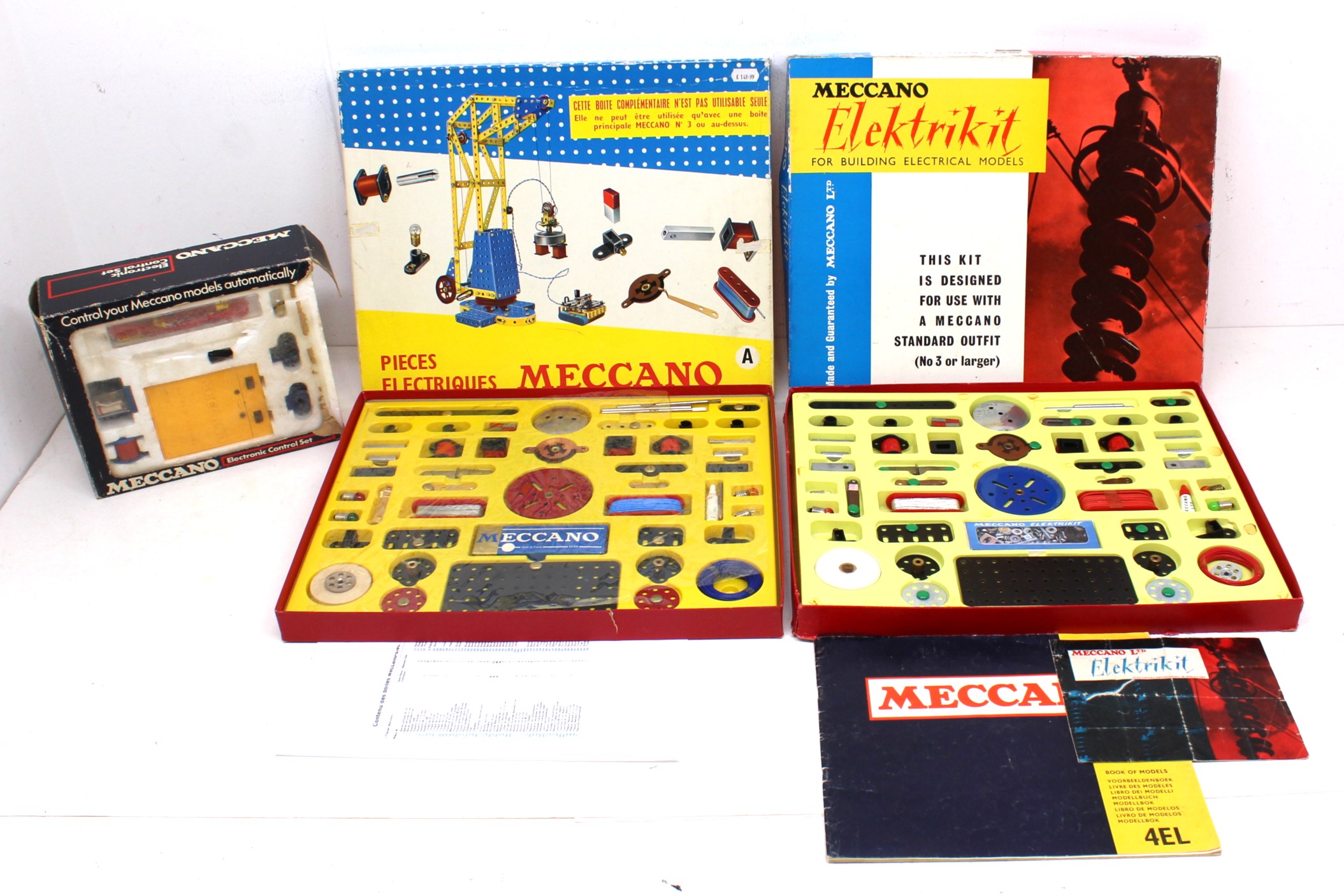 Meccano: A boxed French Meccano, Pièces Électriques Set A; together ...