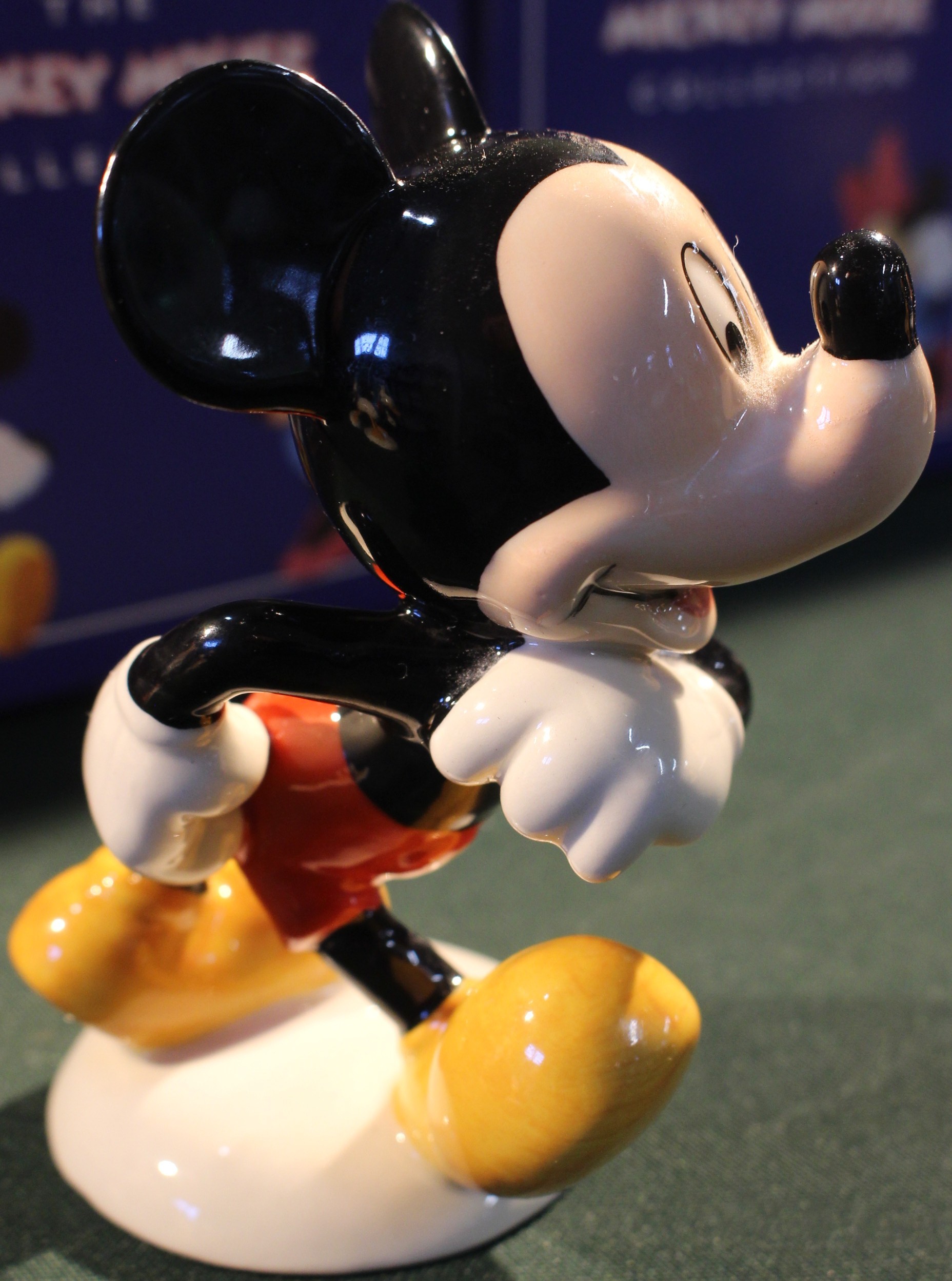 Six Royal Doulton The Mickey Mouse Collection ceramic figurines boxed ...