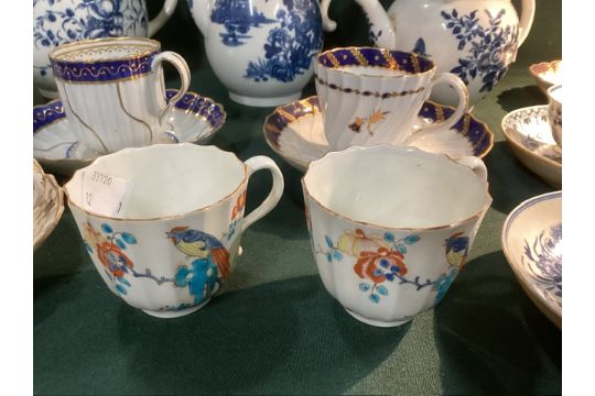 A selection of 18th Century Worcester Dr Wall porcelain, to include ...