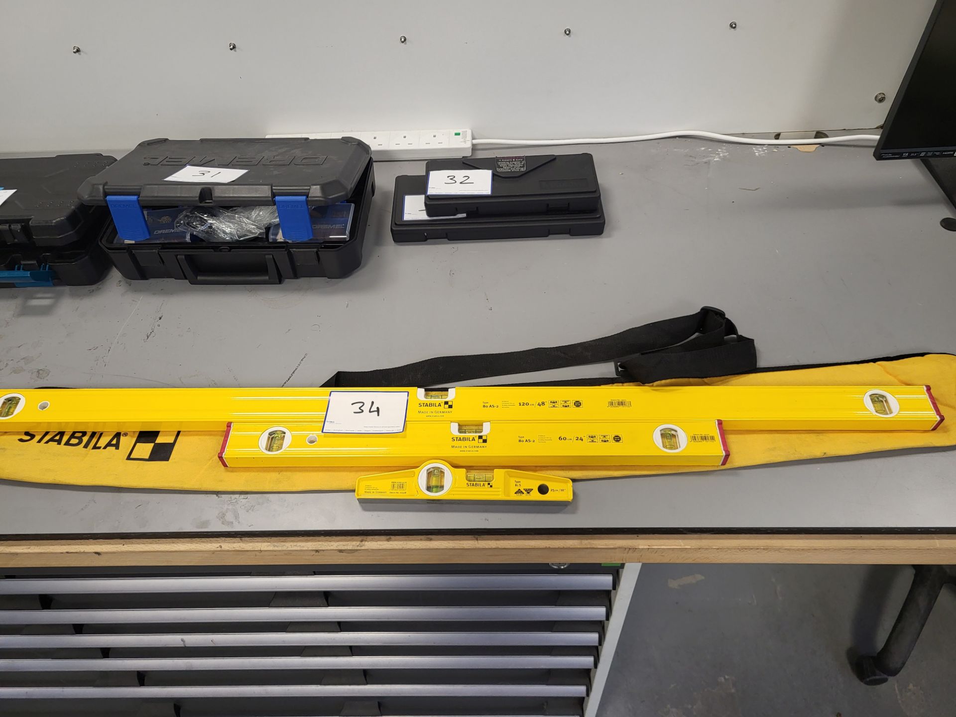 1 Stabila 80 AS-2 120cm, 80 AS-2 60cm & 815 25cm Spirit Levels In Carry ...