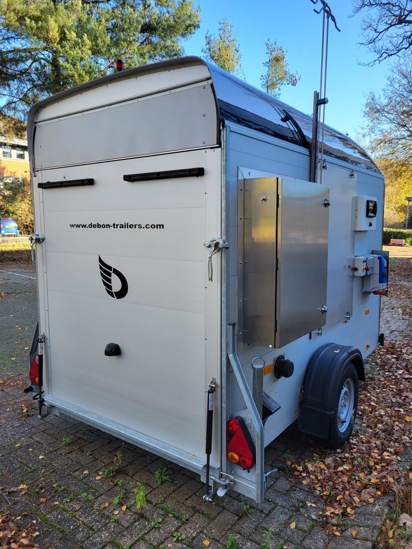 Debon Roadster C300 Box Trailer with Single Axle, One-Piece Polyester ...