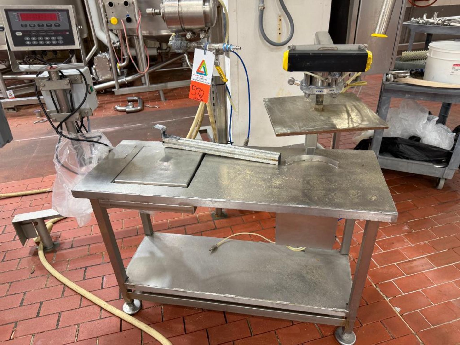 Hand Pail Filling Station - Scale, Lid Press