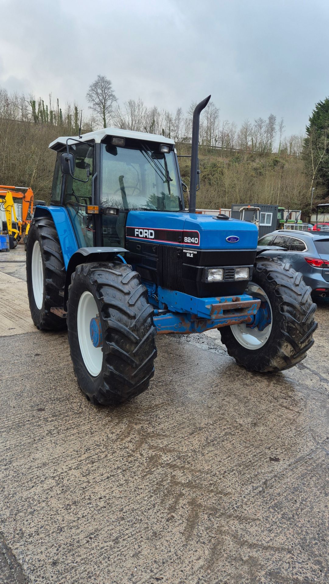 FORD 8240 POWERSTAR SLE 4WD TRACTOR 7900HRS (OFF LOCAL FARM) K480JKV V5