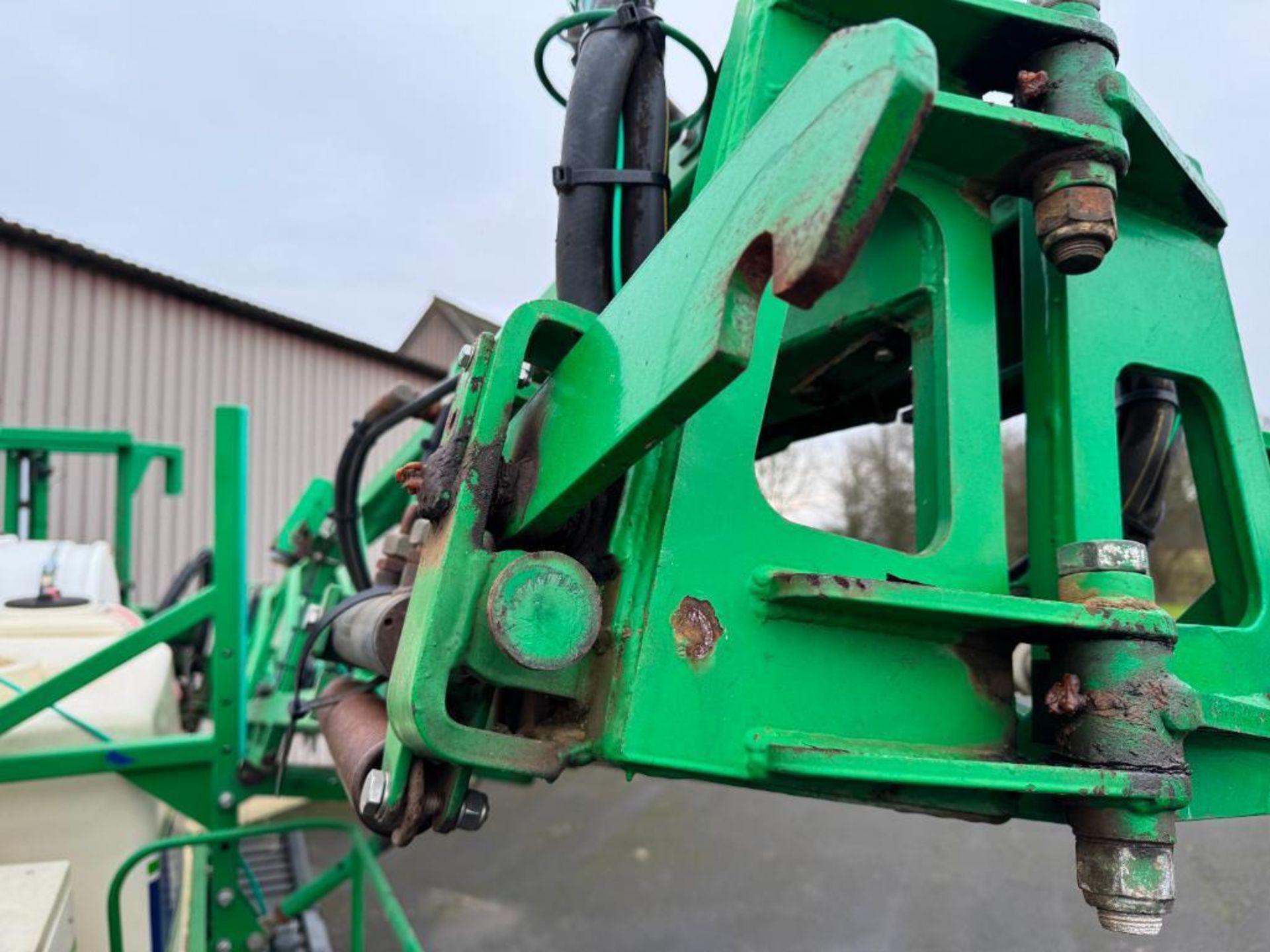 2012 Househam AR3500+ 28m self-propelled sprayer with 3,500l tank ...