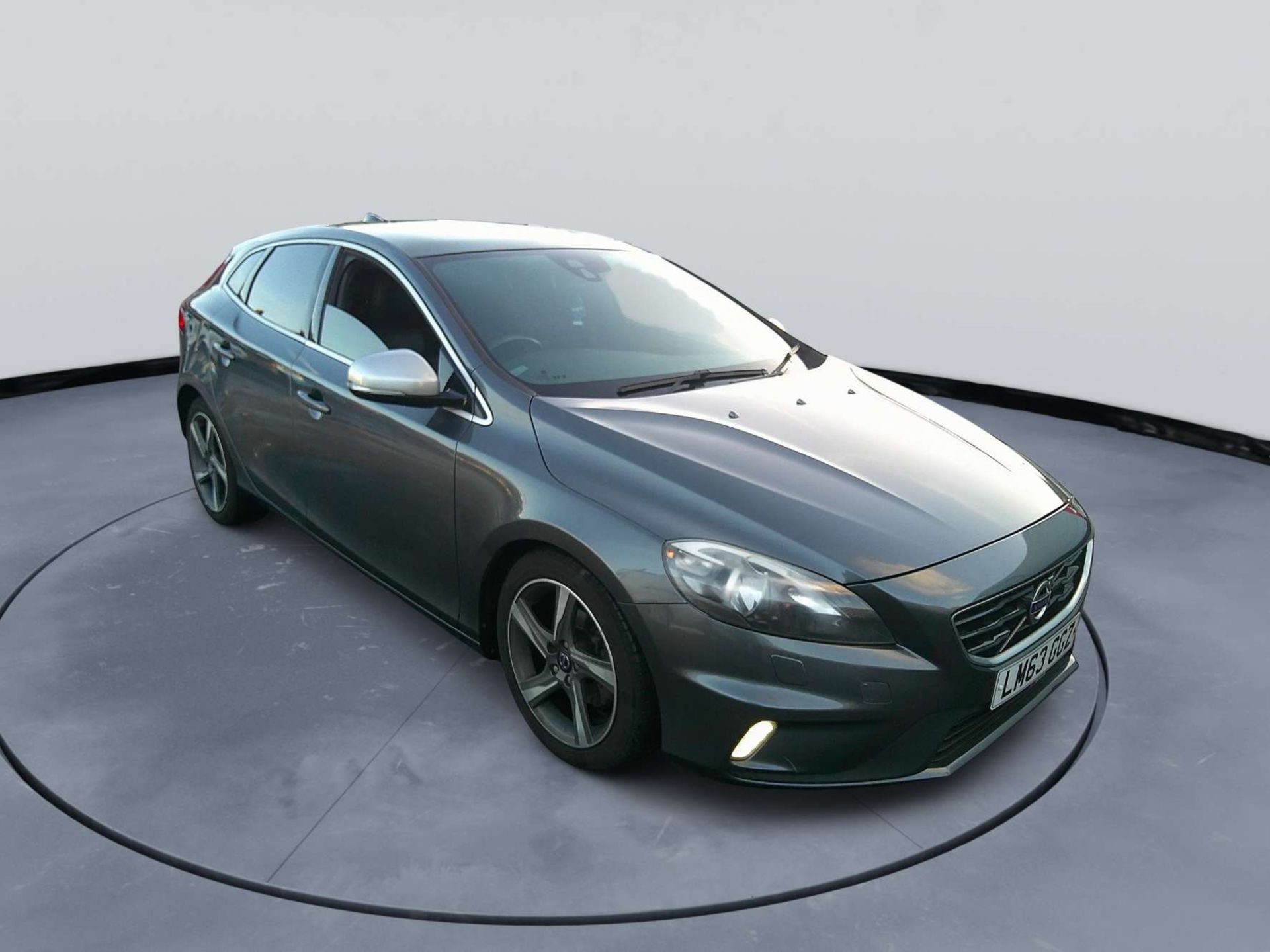 VOLVO V40 R-DESIGN NAV D2
