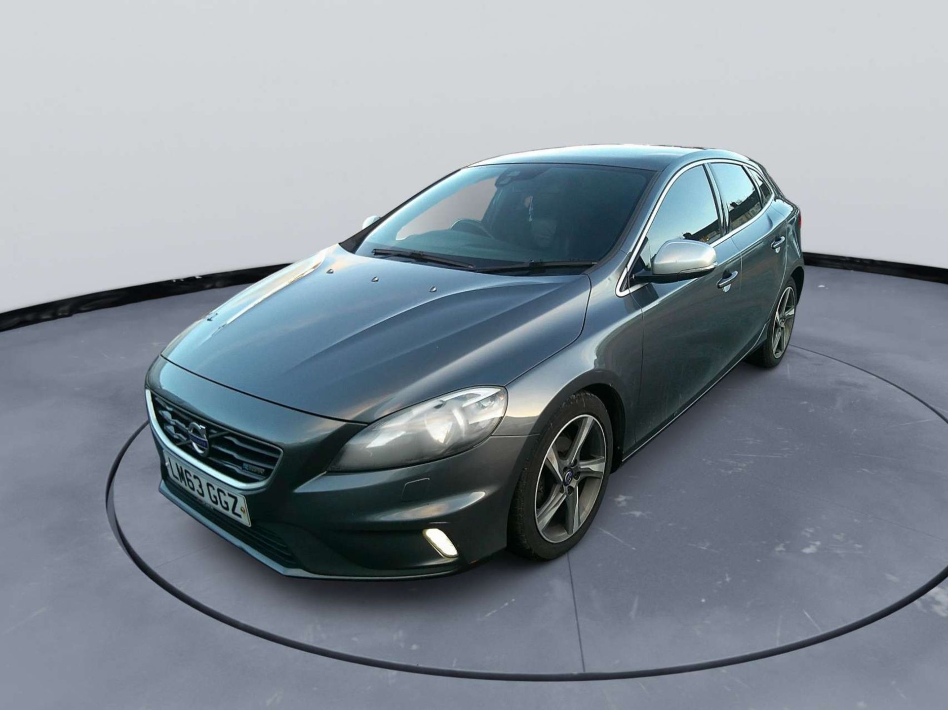 VOLVO V40 R-DESIGN NAV D2
