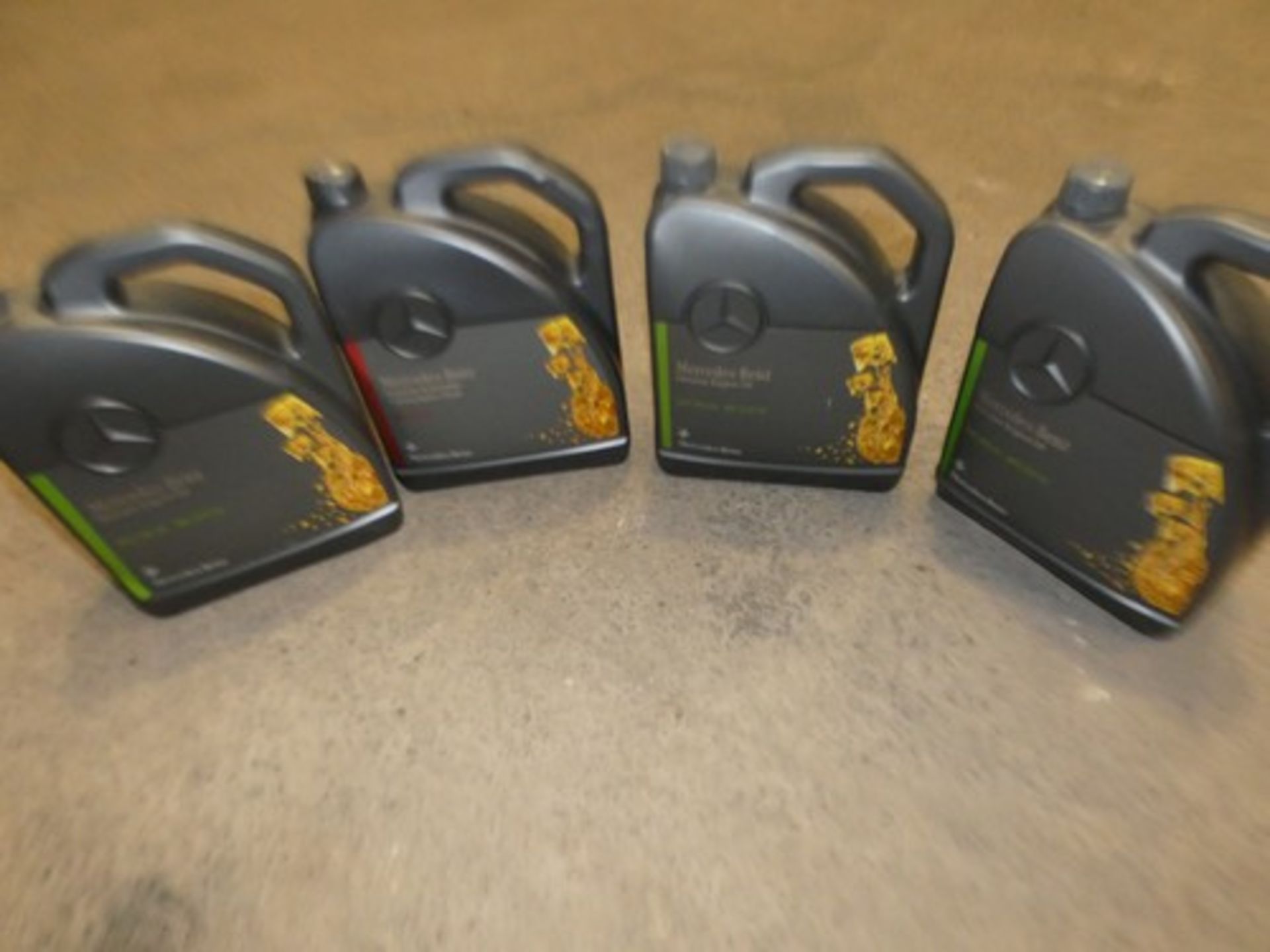 3 x 5 litre tubs of Mercedes Benz genuine engine oil, type SAE 5W-30 ...