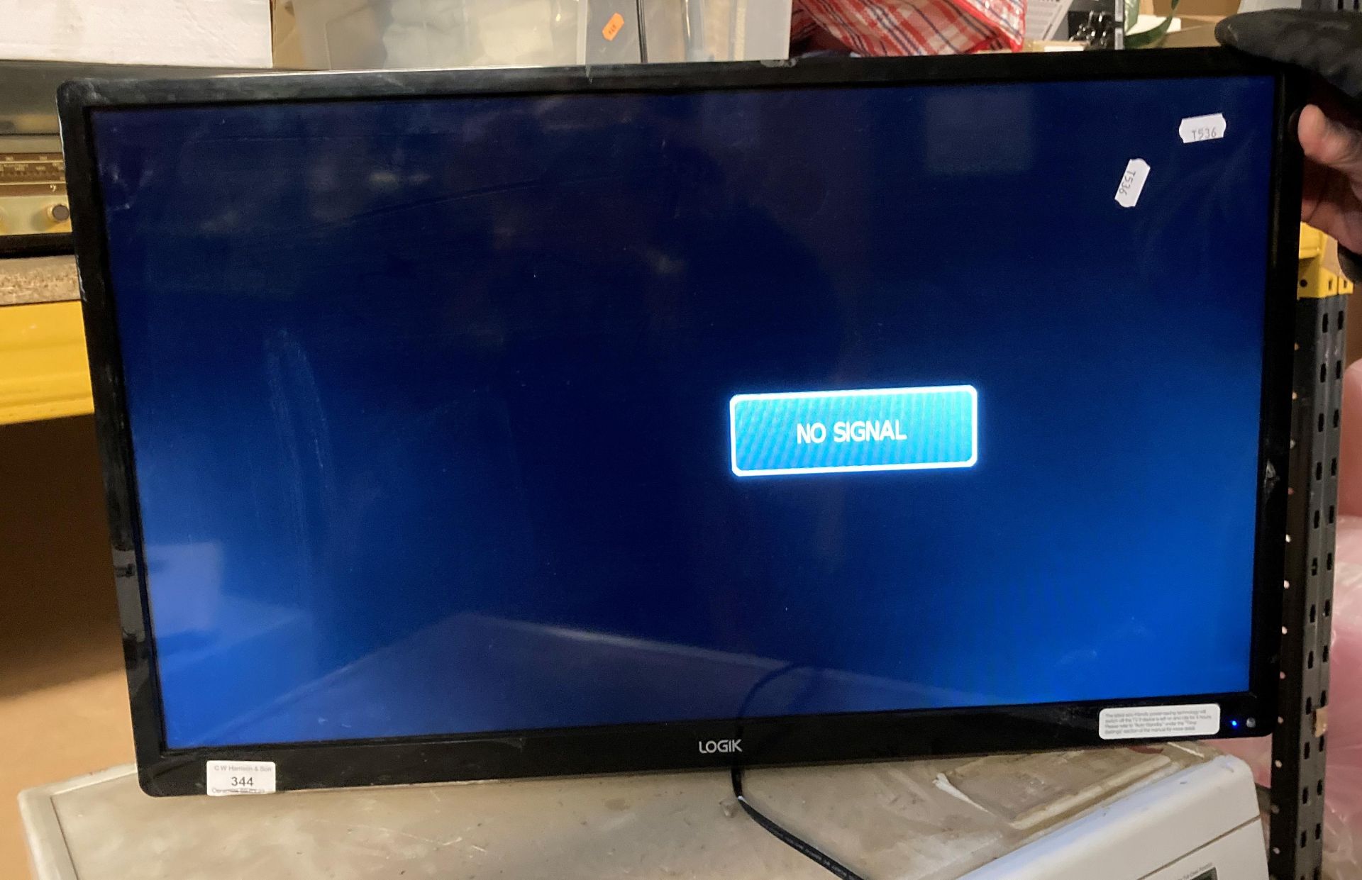 A Logik 29" HD ready LED id TV combo, model L29 HED14, no stand ...