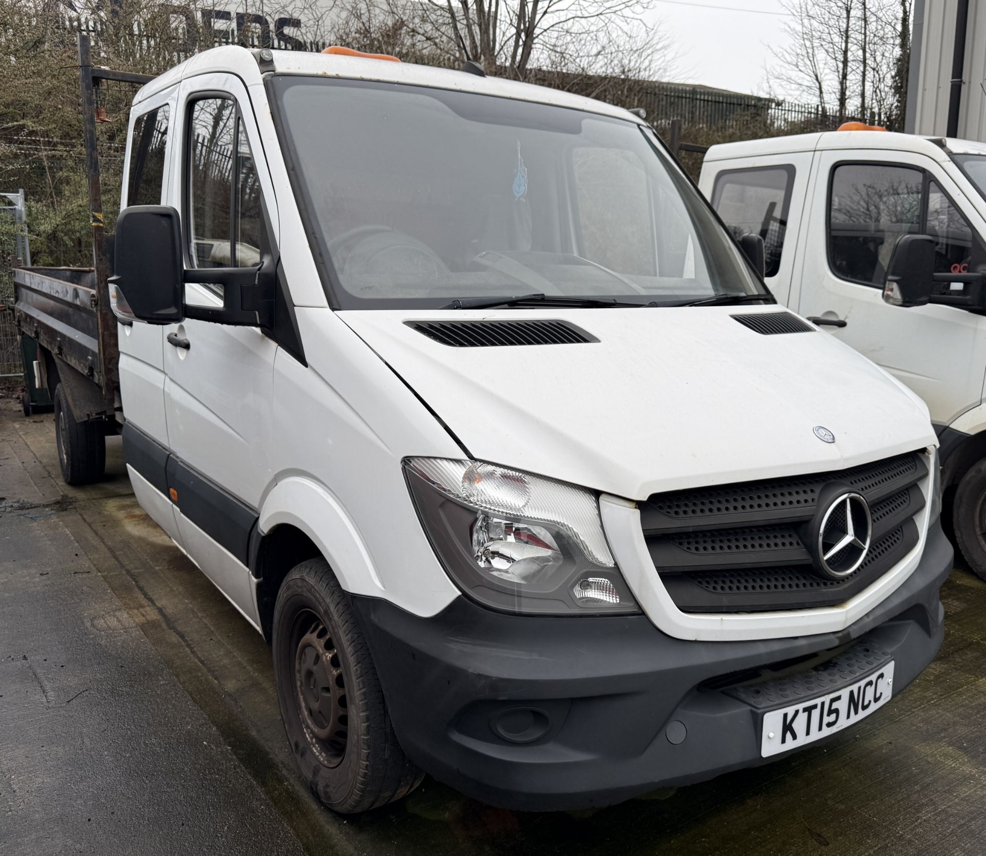 MERCEDES-BENZ SPRINTER 313 CDI TIPPER VAN - Diesel - White. On the ...