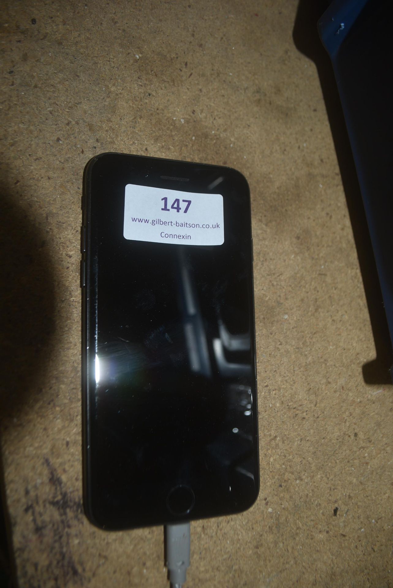 *iPhone 7 A1778