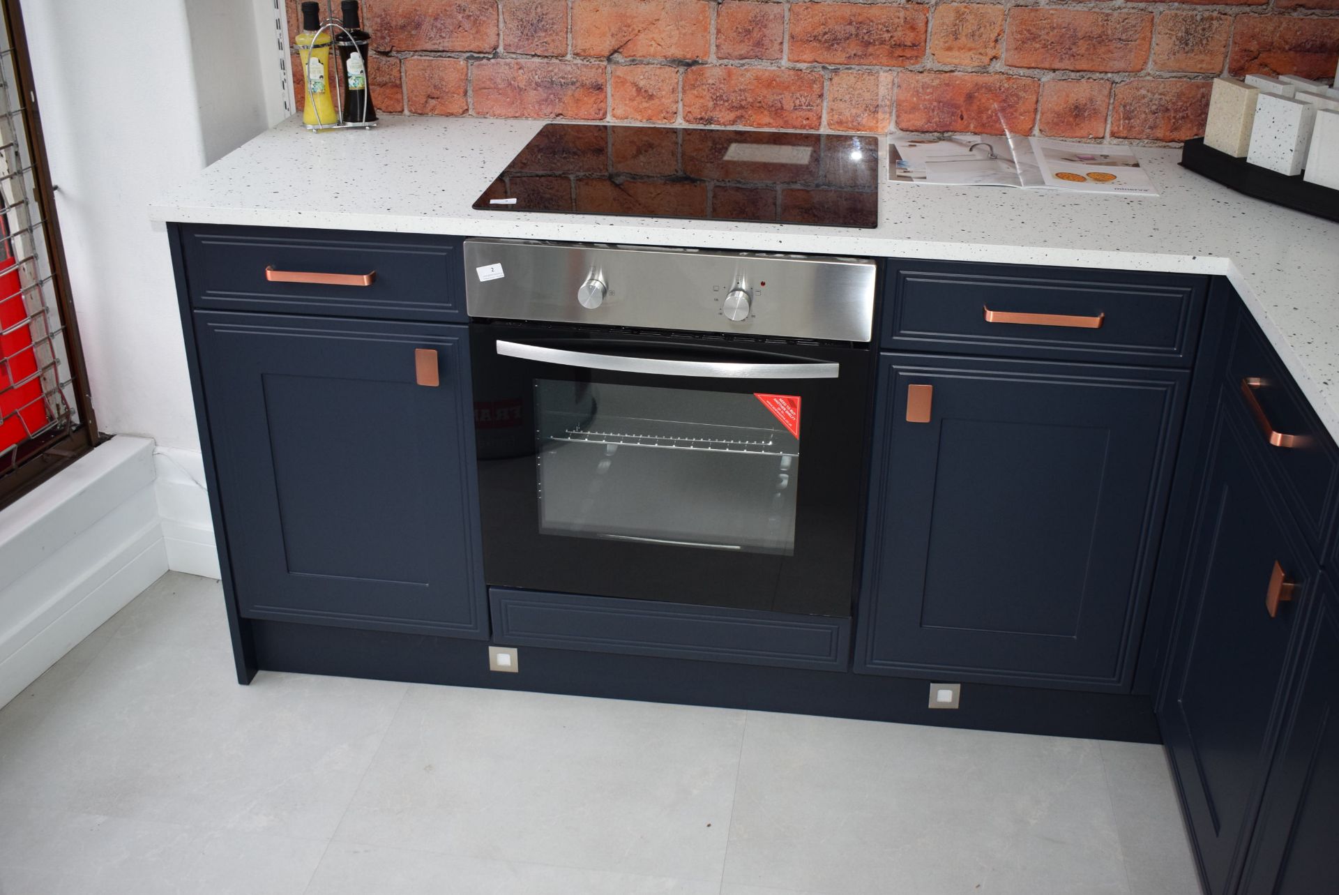 *L-Shape Kitchen Display Unit 310cm x 215cm with Base, and Wall Units ...
