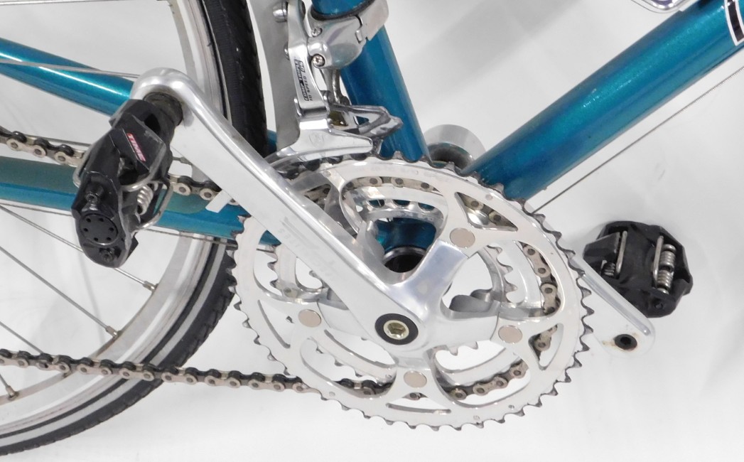 A Dave Yeates bicycle, with a Reynolds 631 turquoise frame, Shimano ...