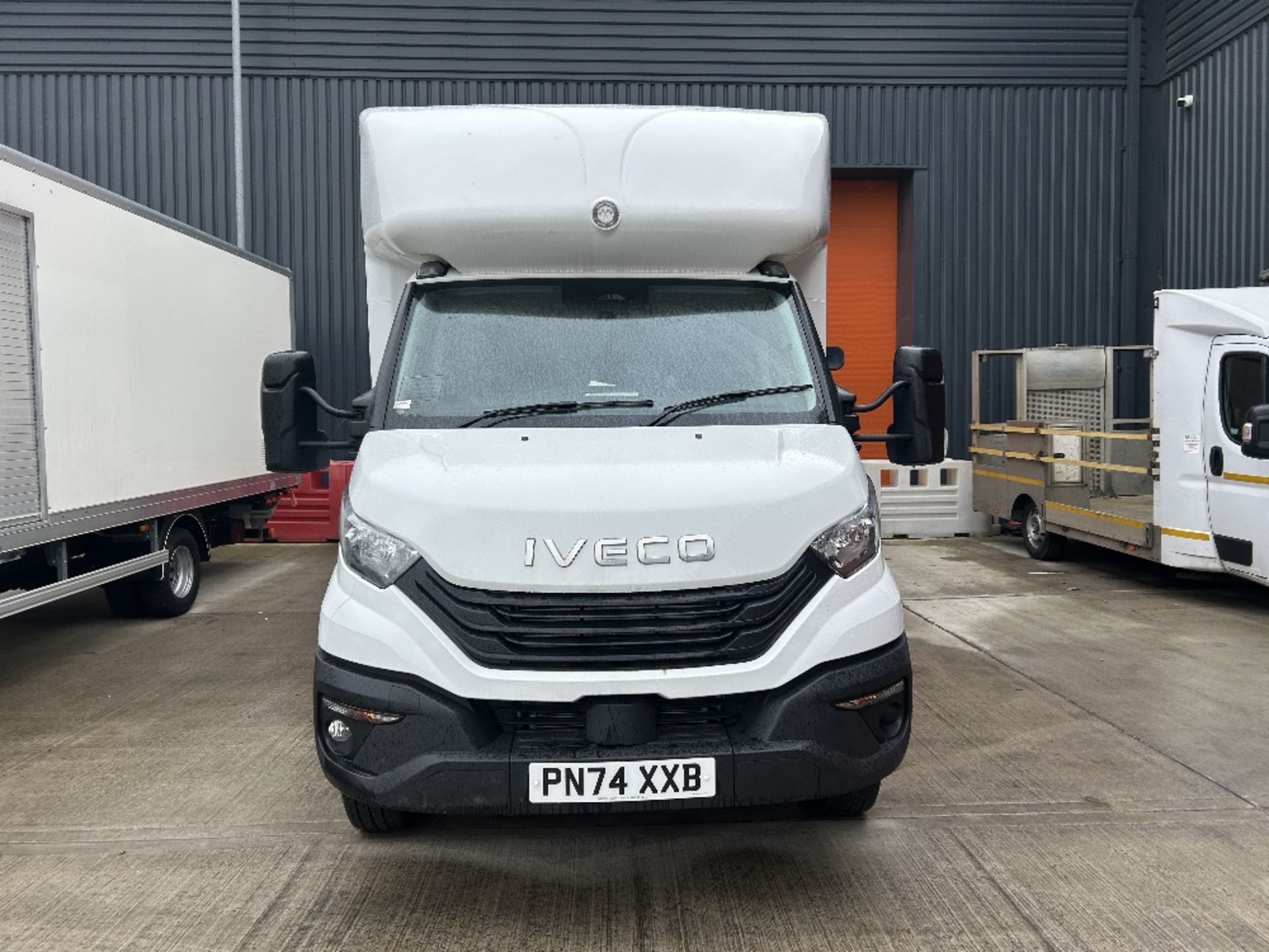 PN74 XXB DAILY 70C18 DIESEL 3.0 Business Box Van 4100 WB Hi ...