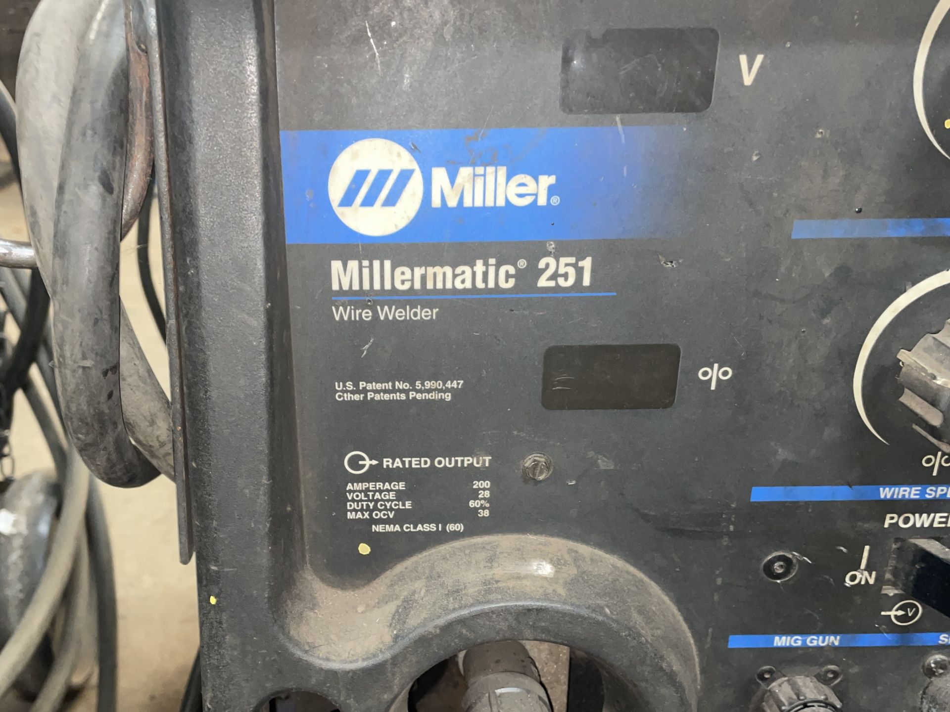 Miller Millermatic 251 Wire Welder, Portable, Rated Output 200 Amps, 28 ...