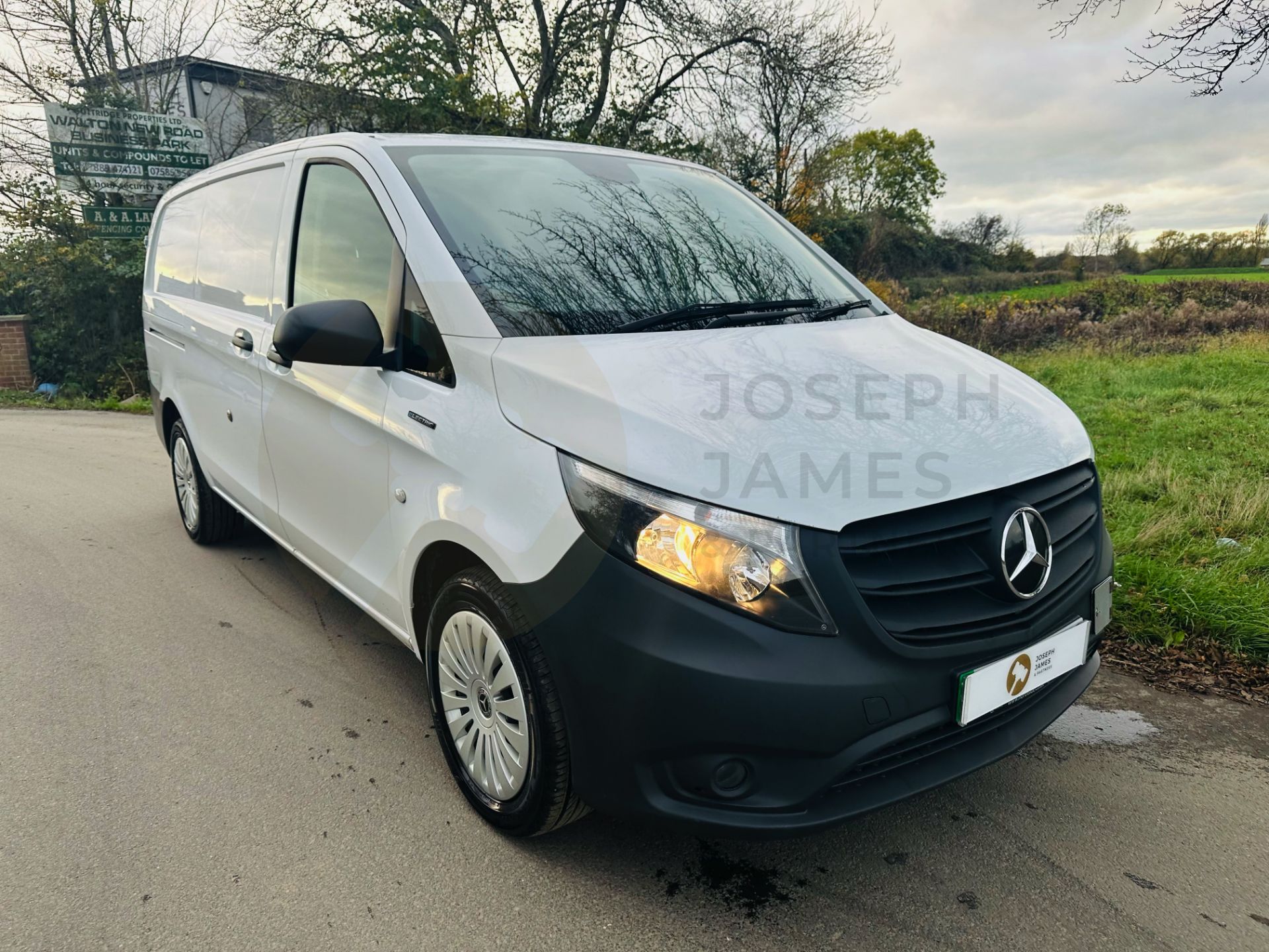 MERCEDES-BENZ VITO PROGRESSIVE E DATE OF REGISTRATION: 7.12.2022 '72 ...