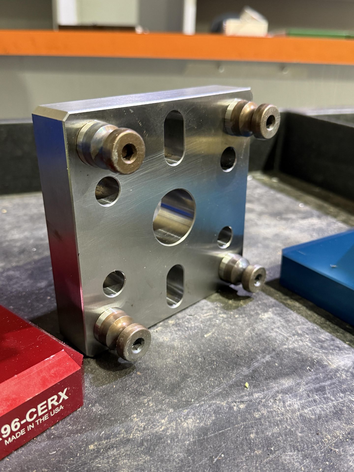 5th Axis Quick Change Fixture Plate With 5th Axis R96-DM25 Riser Plate ...