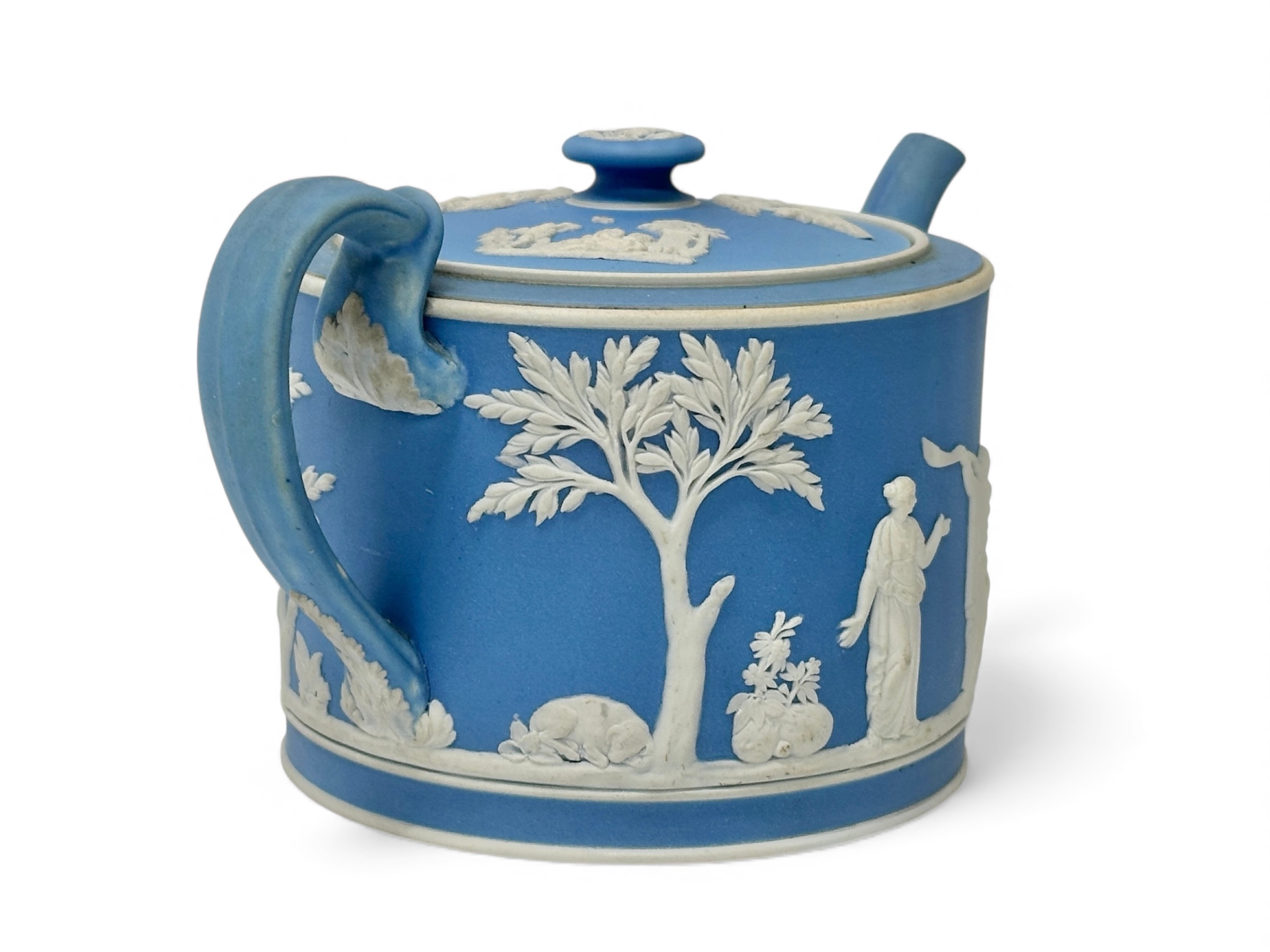 Wedgwood. C.1759-69. A Jasperware teapot. 18th Century. Impressed mark ...