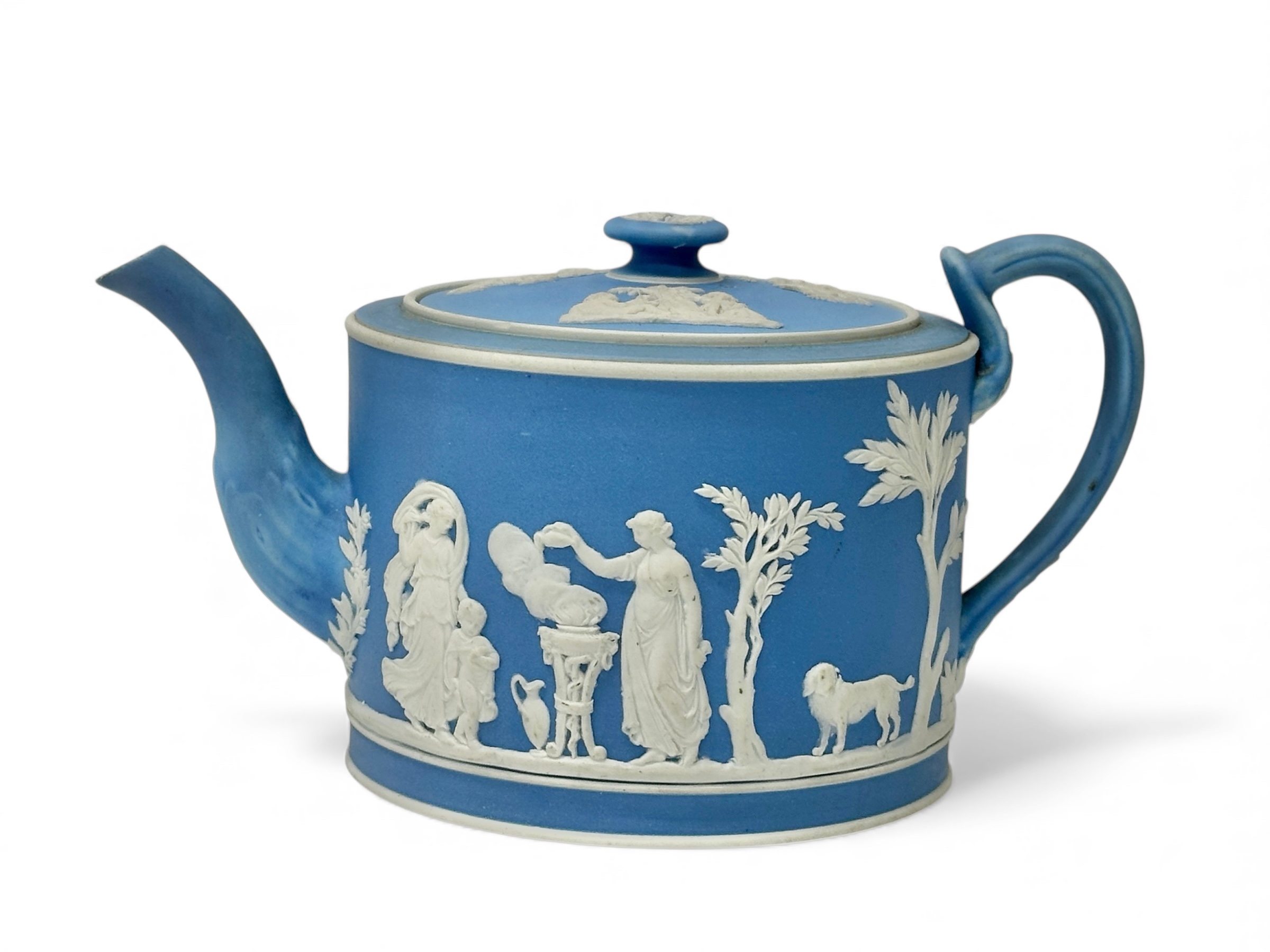Wedgwood. C.1759-69. A Jasperware teapot. 18th Century. Impressed mark ...