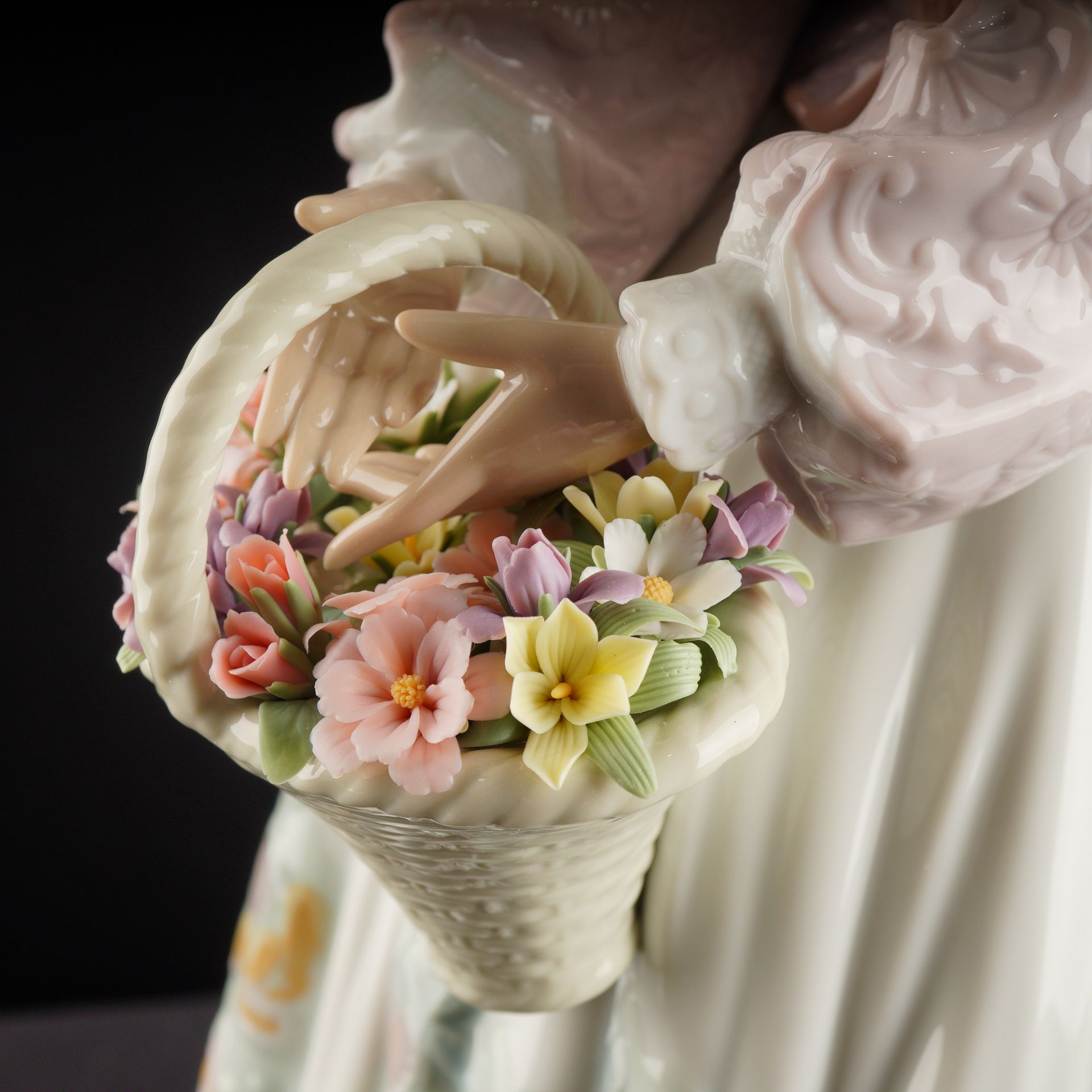 A Lladro Porcelain Sculpture titled Spring Courtship (model 01001818 ...