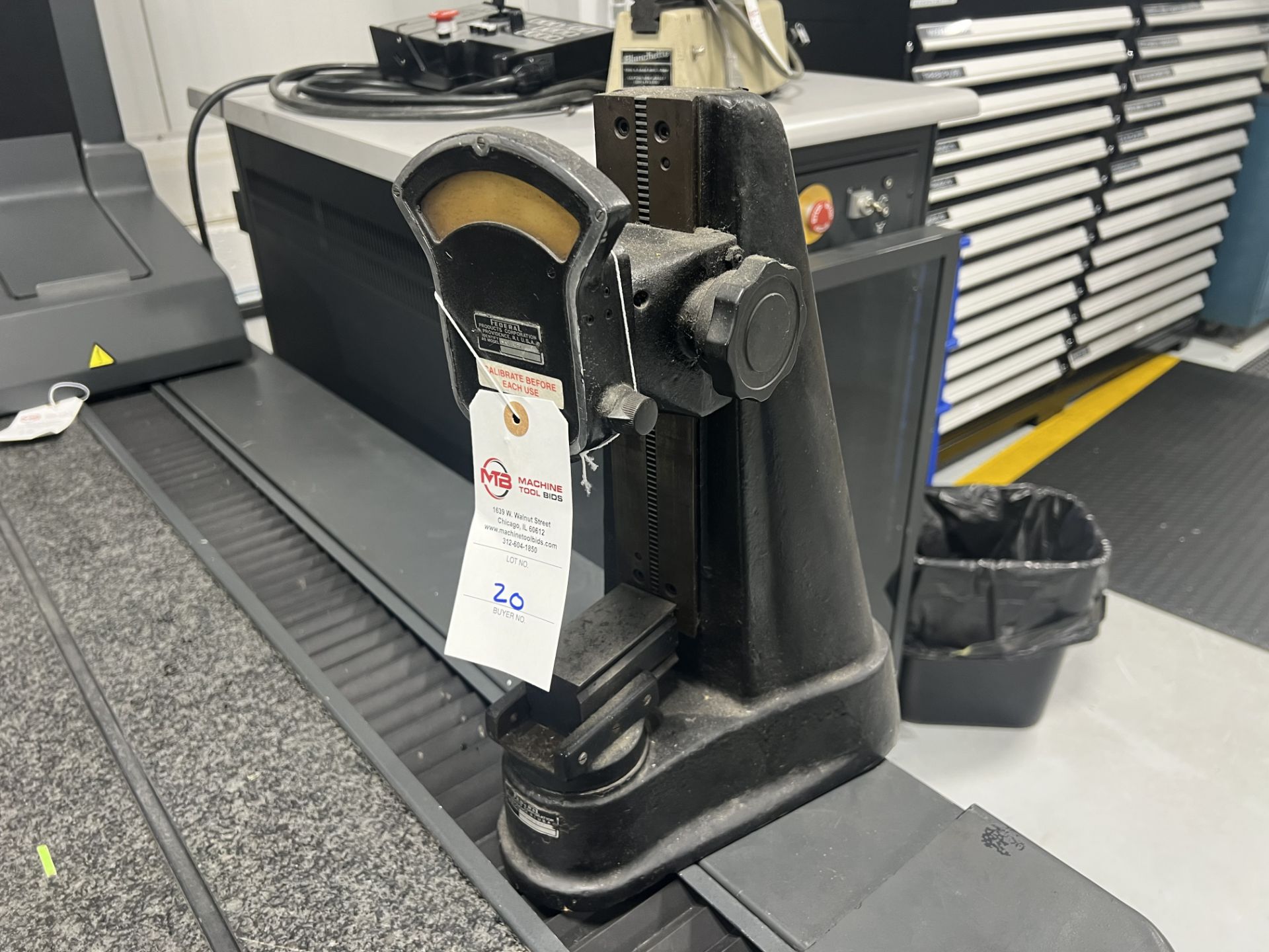 Federal Products Model HOEB-R2 Transfer Gage Comparator