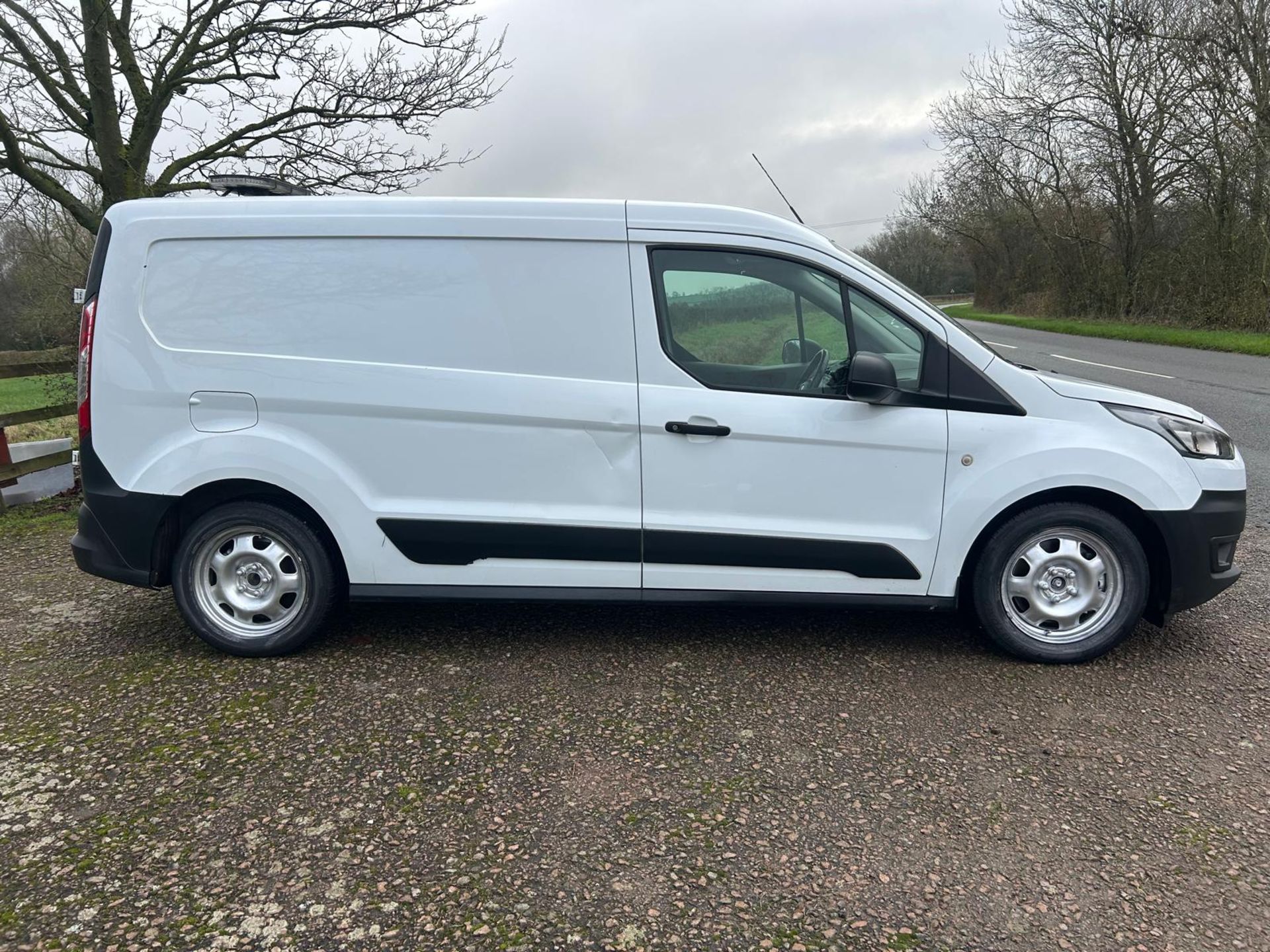 FORD TRANSIT CONNECT 1.5 EBL 120 210 L2 LEADER (69 REG) 1 OWNER FROM ...