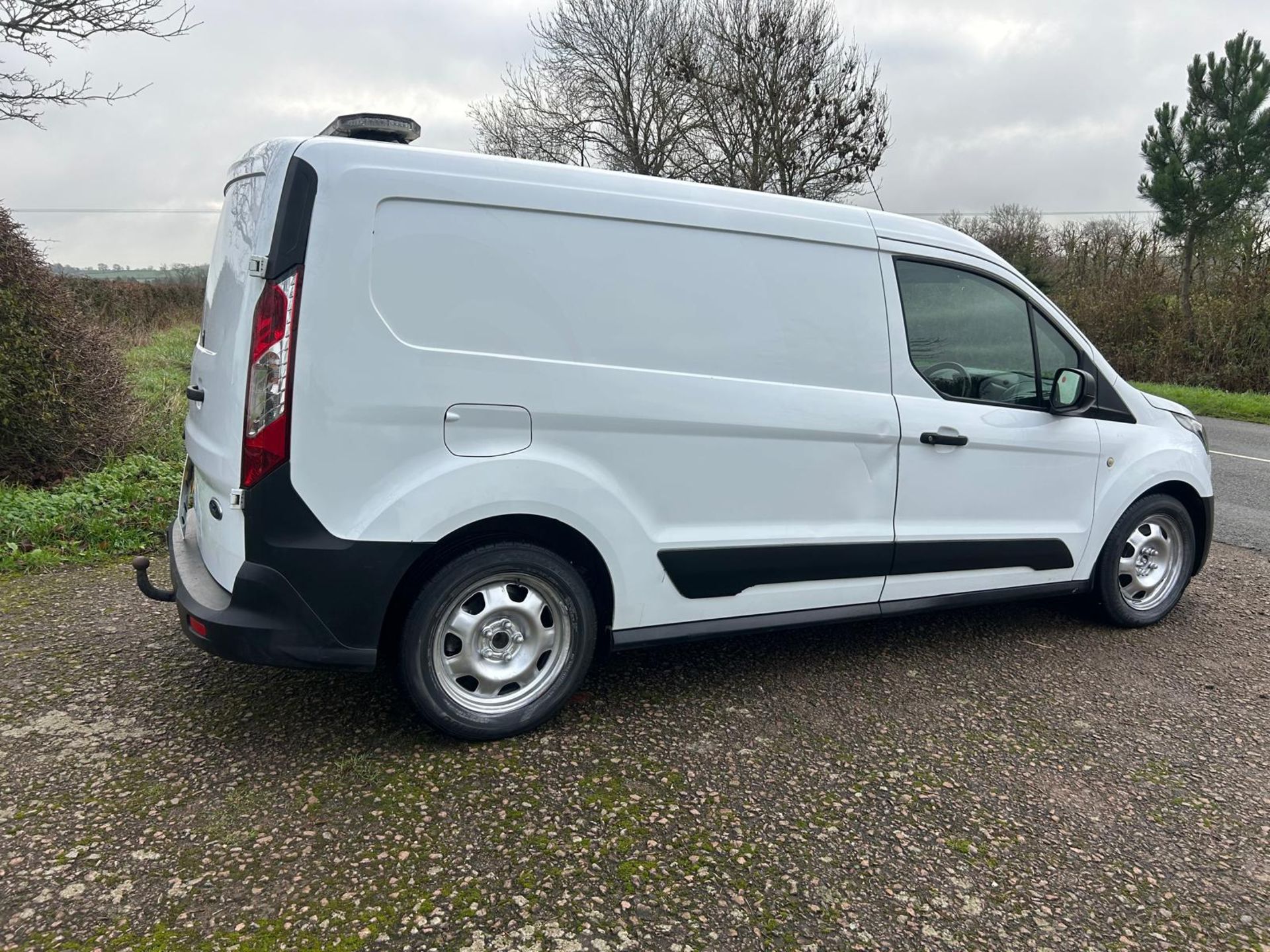 FORD TRANSIT CONNECT 1.5 EBL 120 210 L2 LEADER (69 REG) 1 OWNER FROM ...