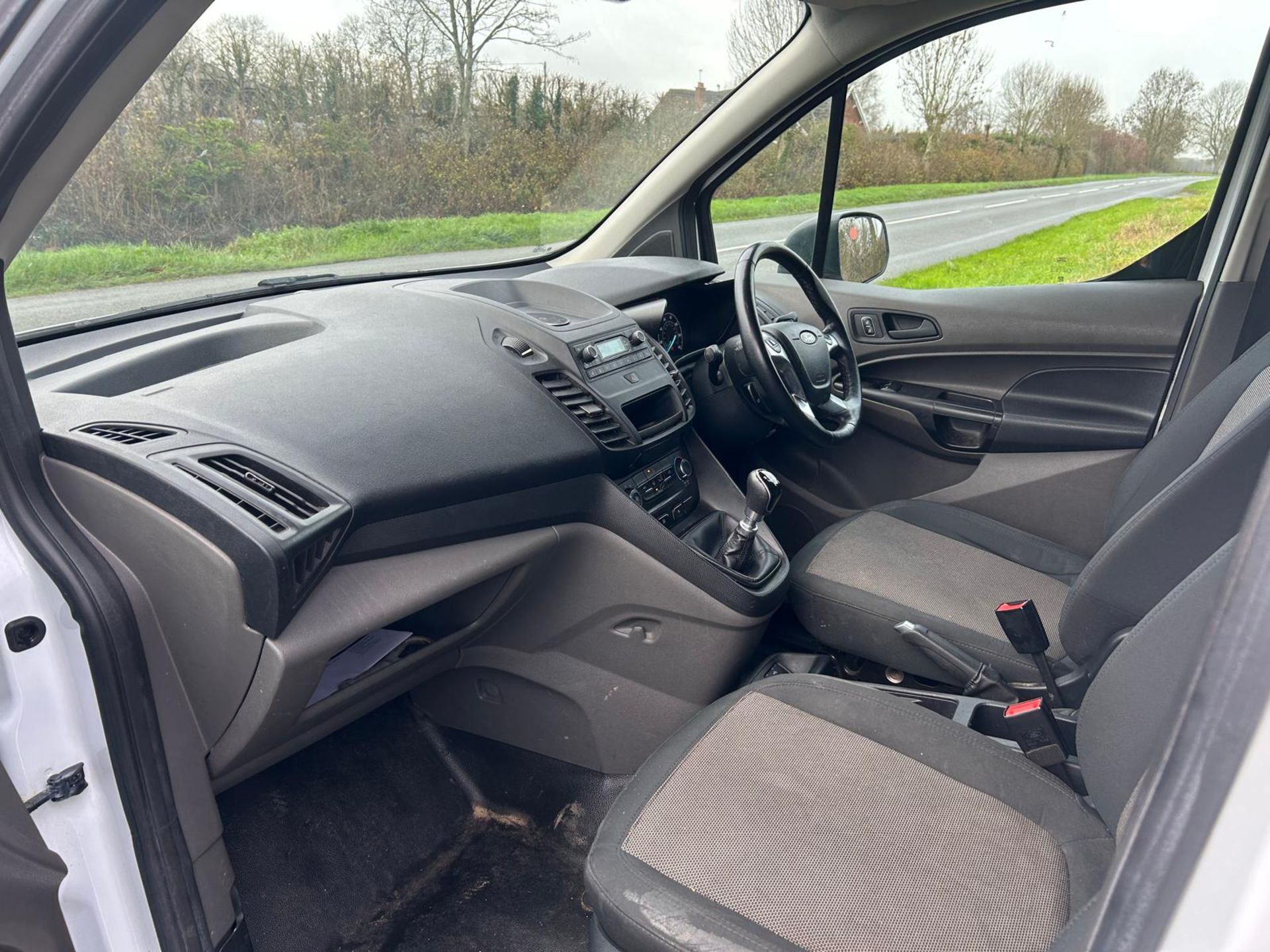 FORD TRANSIT CONNECT 1.5 EBL 120 210 L2 LEADER (69 REG) 1 OWNER FROM ...