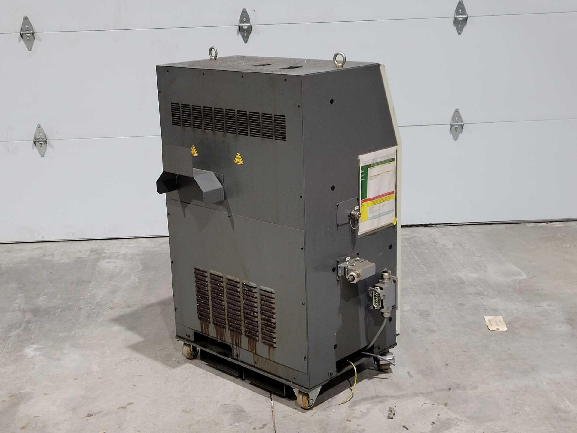 FANUC ROBOT CONTROL CABINET A05B-2535-B055 SYSTEM R-30IA / LOT WEIGHT ...
