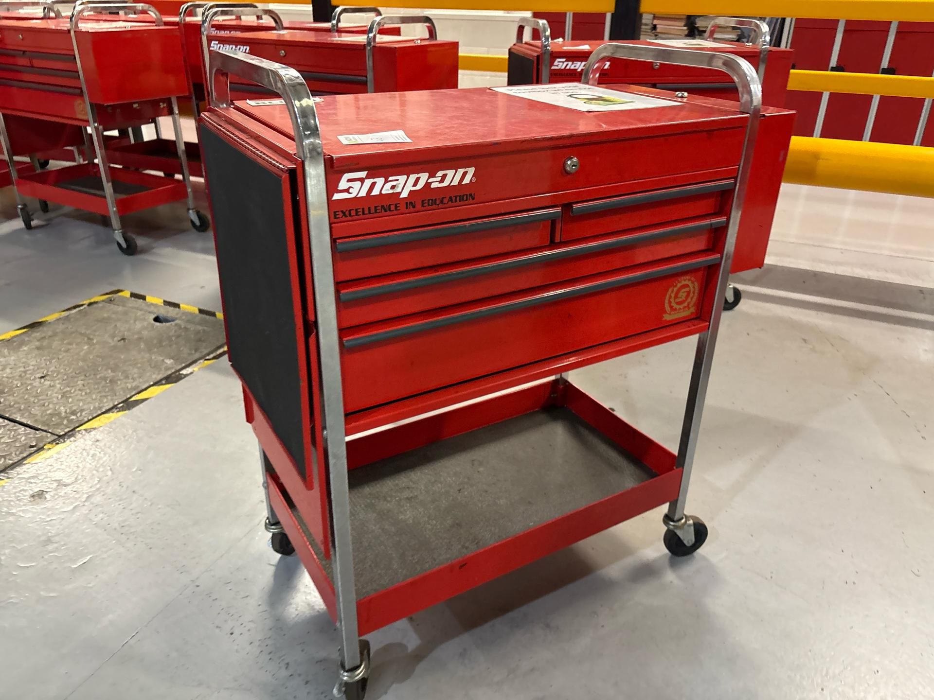 Blue Point Snap On Mobile 7T Roll Cart Includes any tools within ...