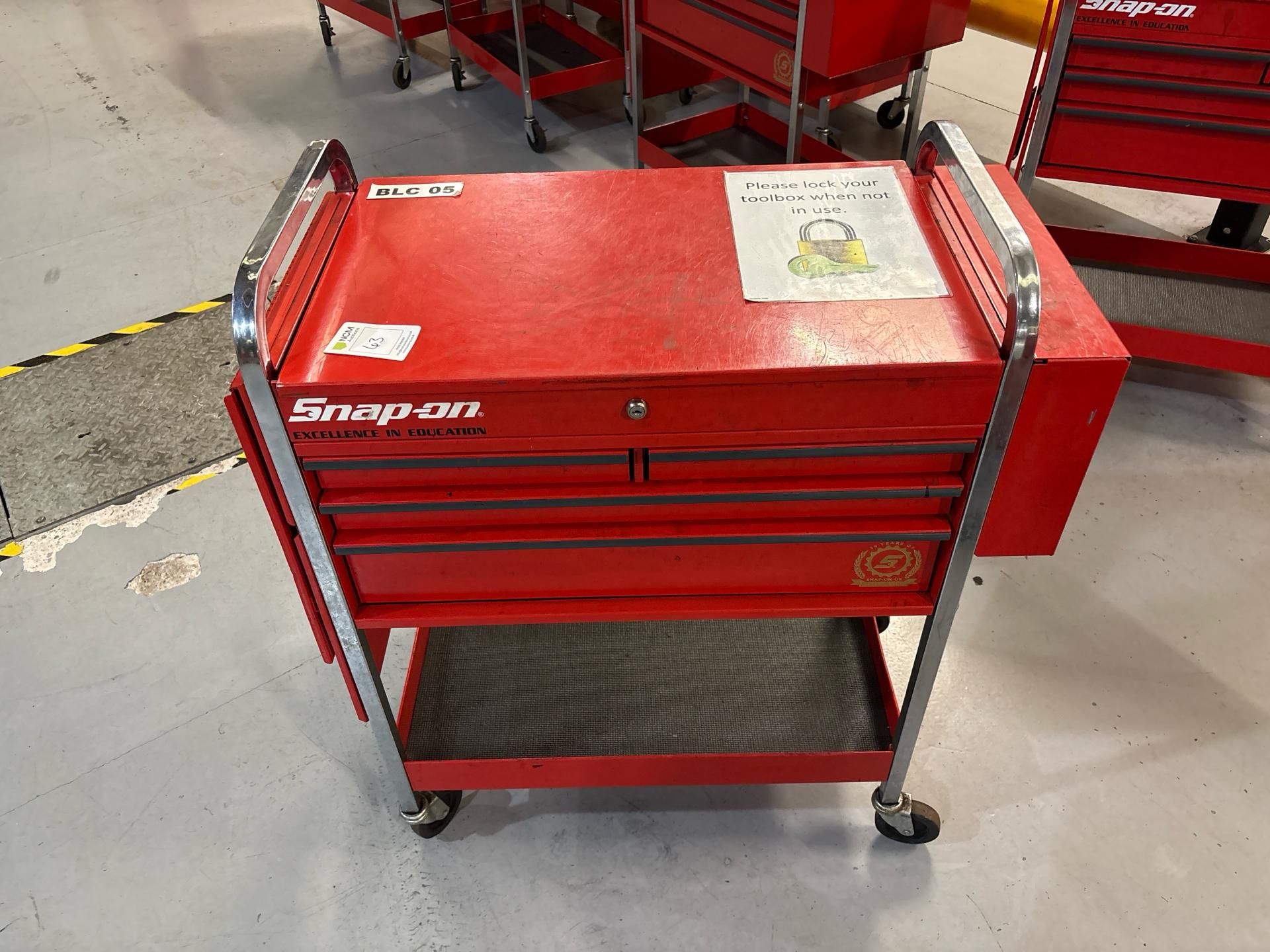 Blue Point Snap On Mobile 7T Roll Cart Includes any tools within ...