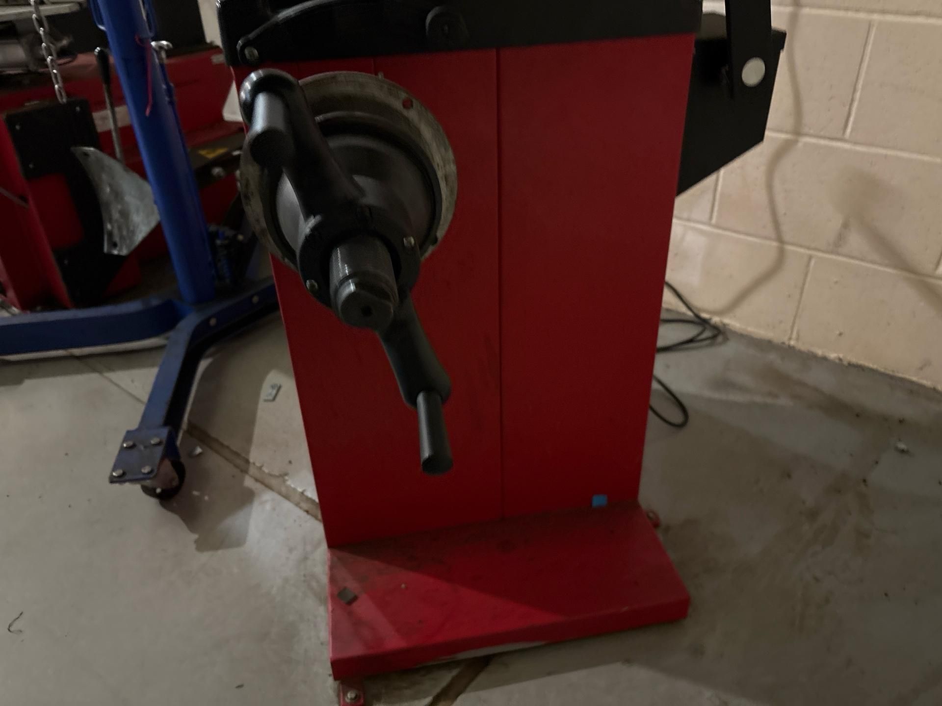 Snap On SWB9 Wheel Balancer Ral3000 50-60Hz 230V 1 Phase Approximate ...