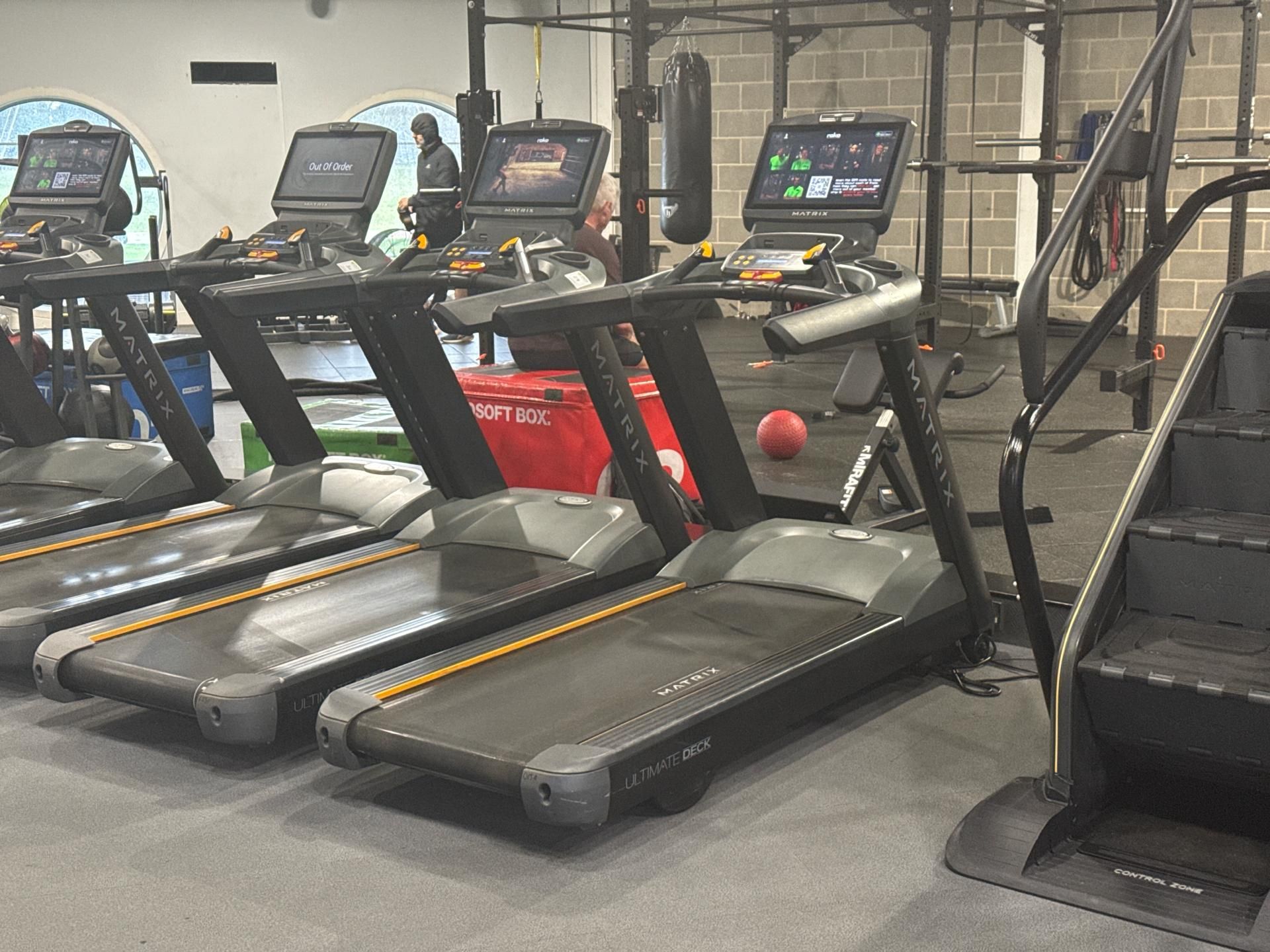Matrix Ultimate Deck Treadmill Approximate Dimensions: Height - 165cm ...