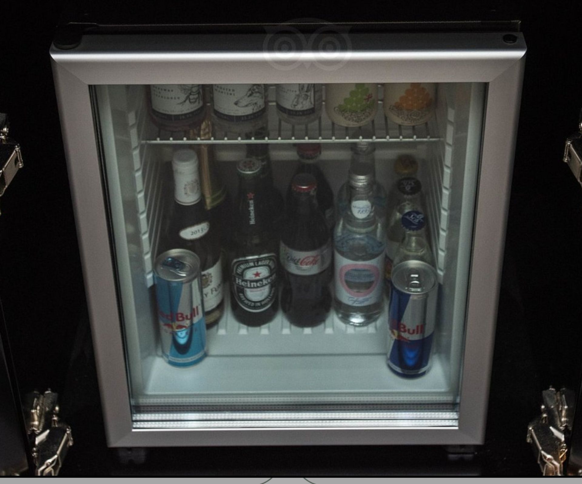 Dometic RH449LDAG is a professional-grade, 40-litre minibar from the ...