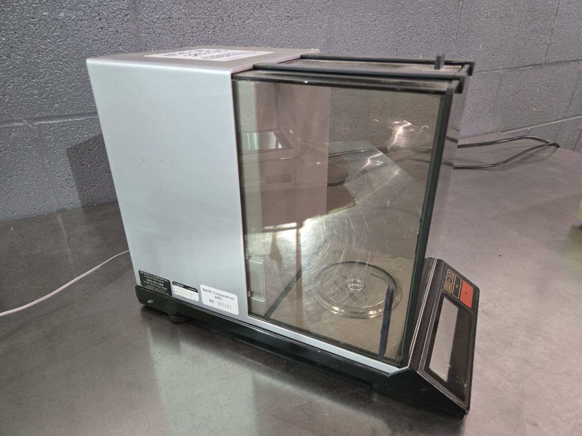 Sartorius analytical Balance, model R160P, serial# 37100038.