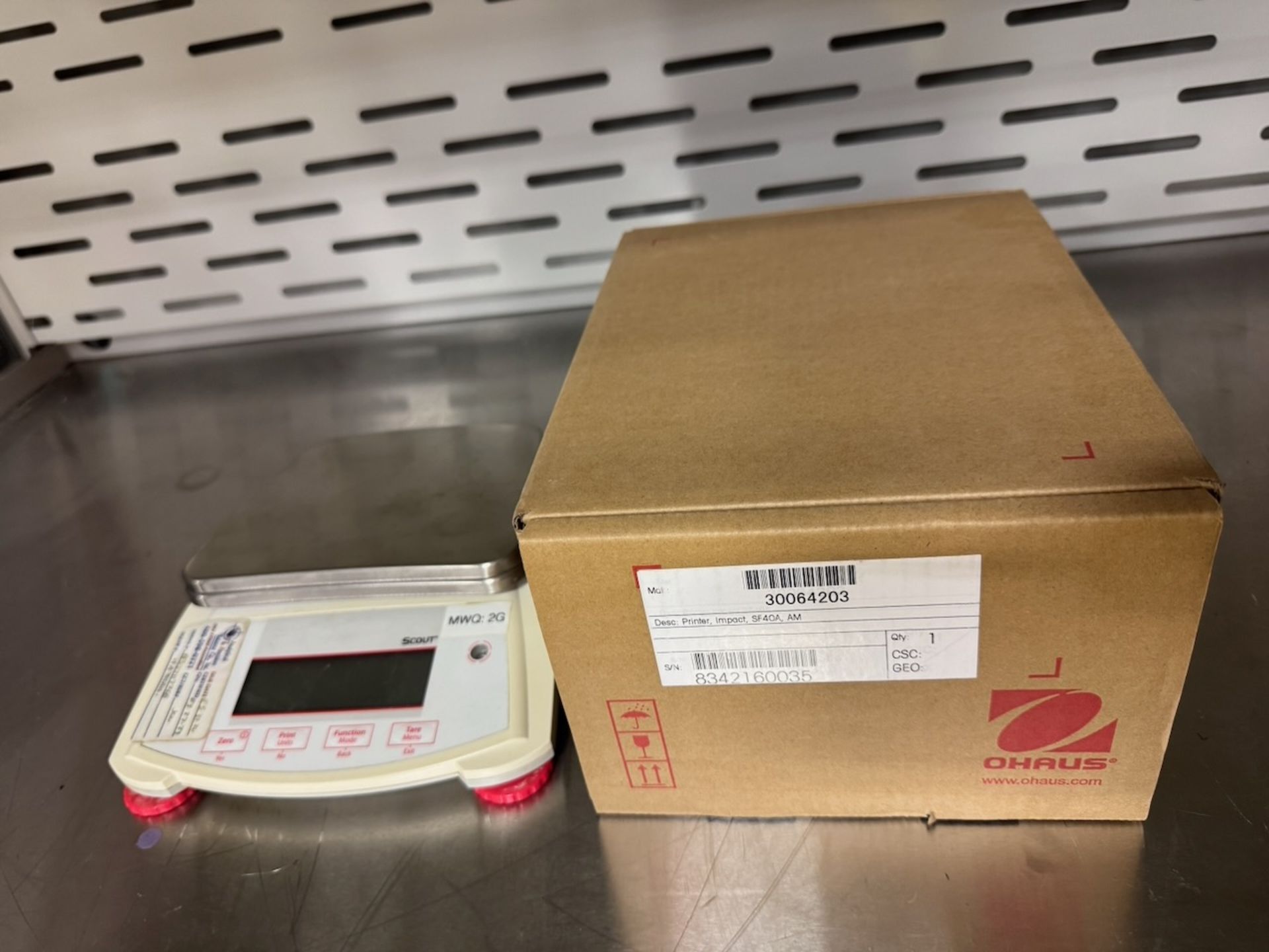 Ohaus lab scale, model SPX621, 6200 gram max, with printer.
